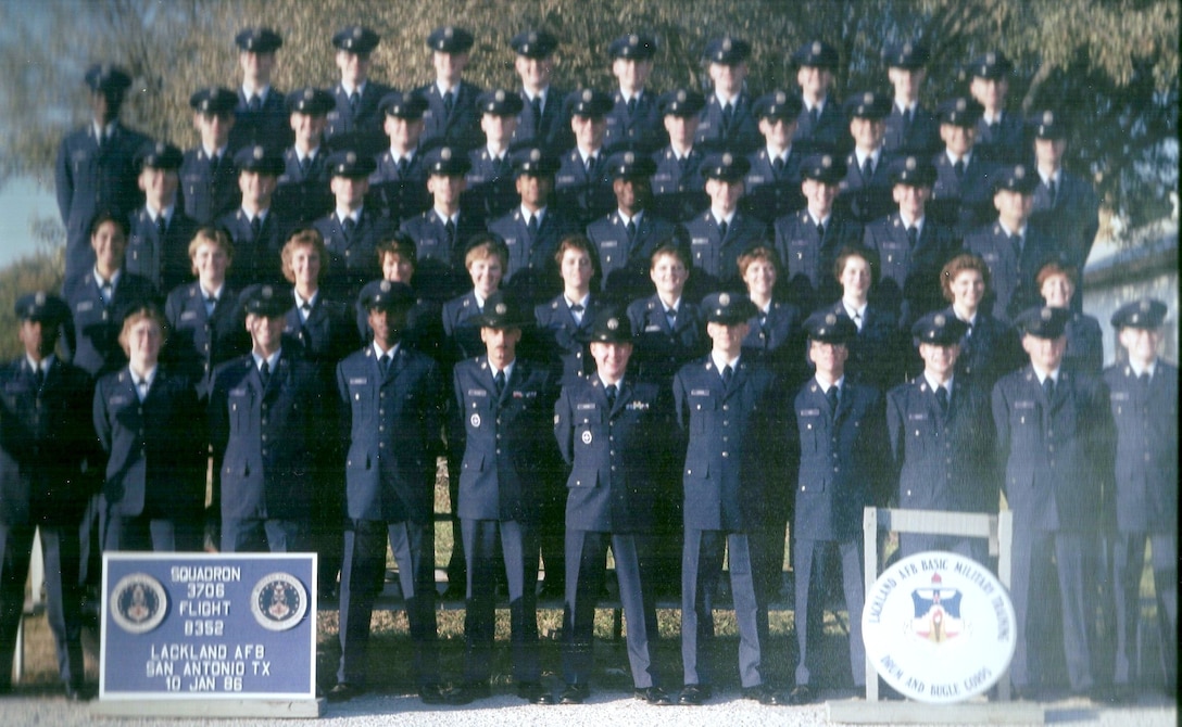 3706 Flt B352 Jan 1986