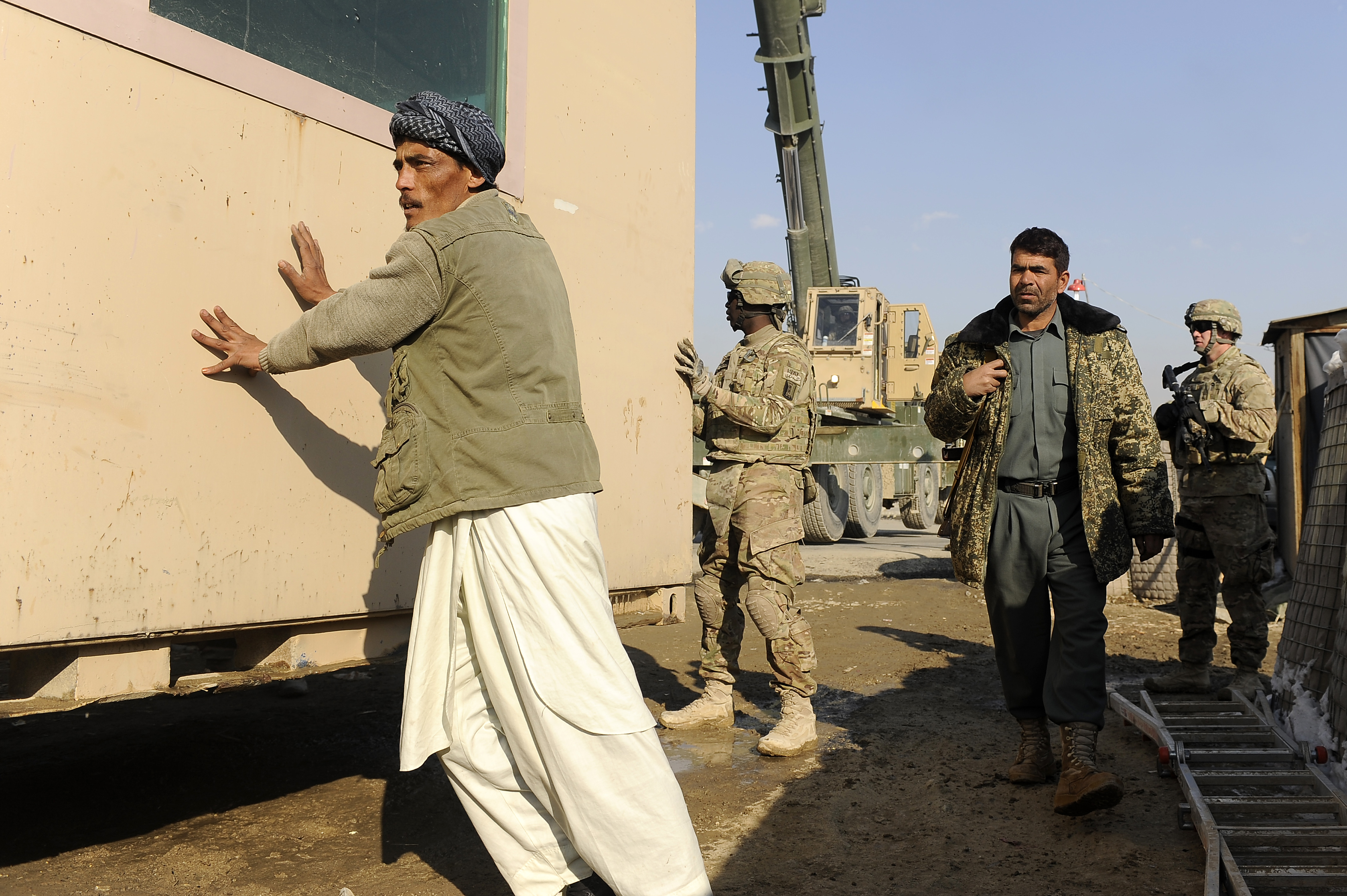 Deployed Airmen help Afghan police with security checkpoint > Air Force ...