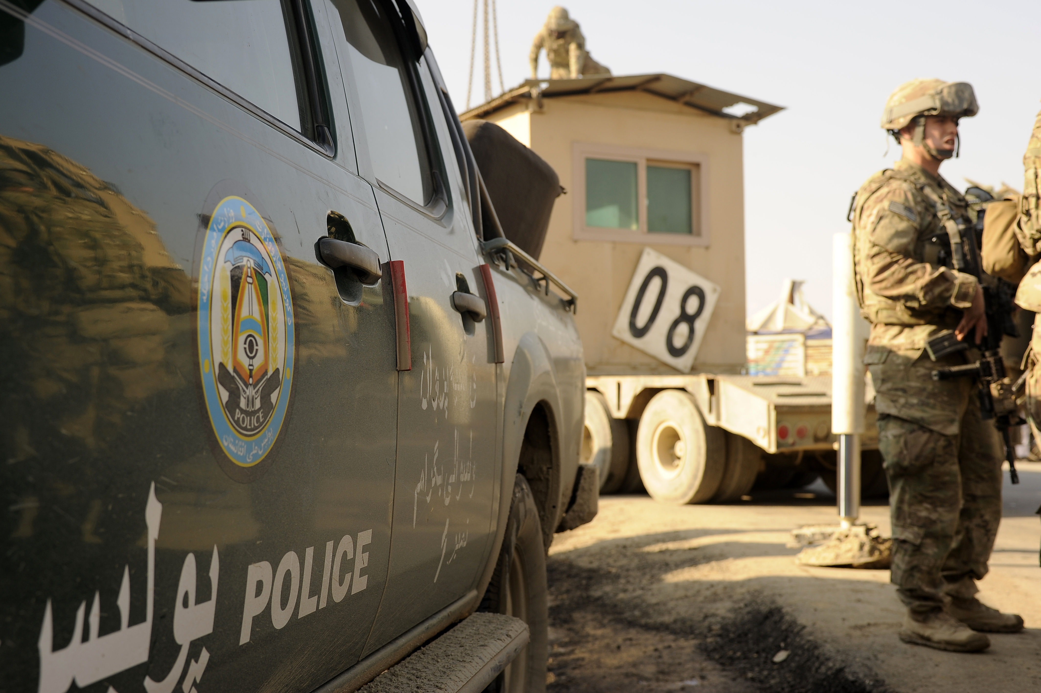 Deployed Airmen help Afghan police with security checkpoint > Air Force ...