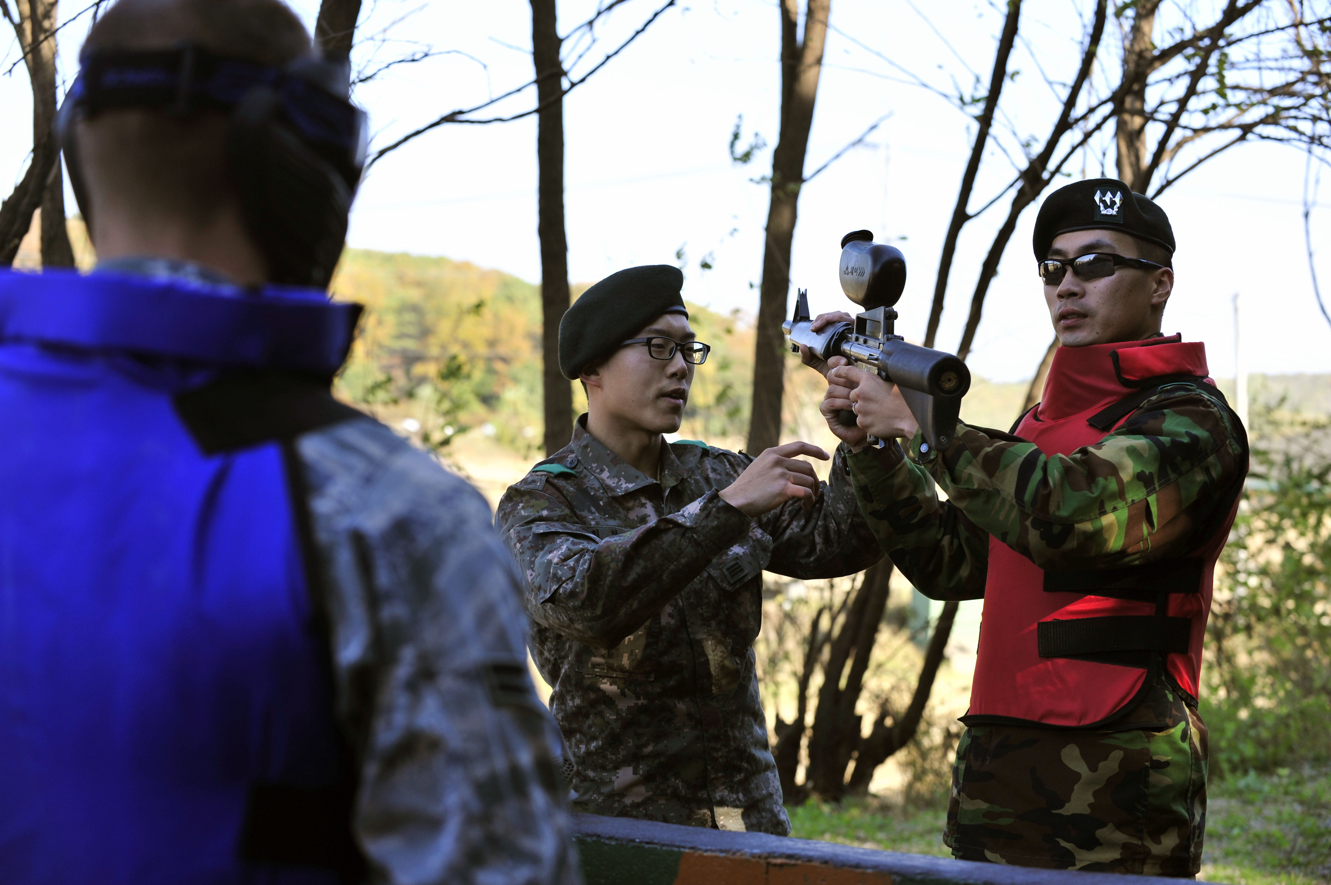 Osan defenders and ROK Army soldiers participate in joint training ...
