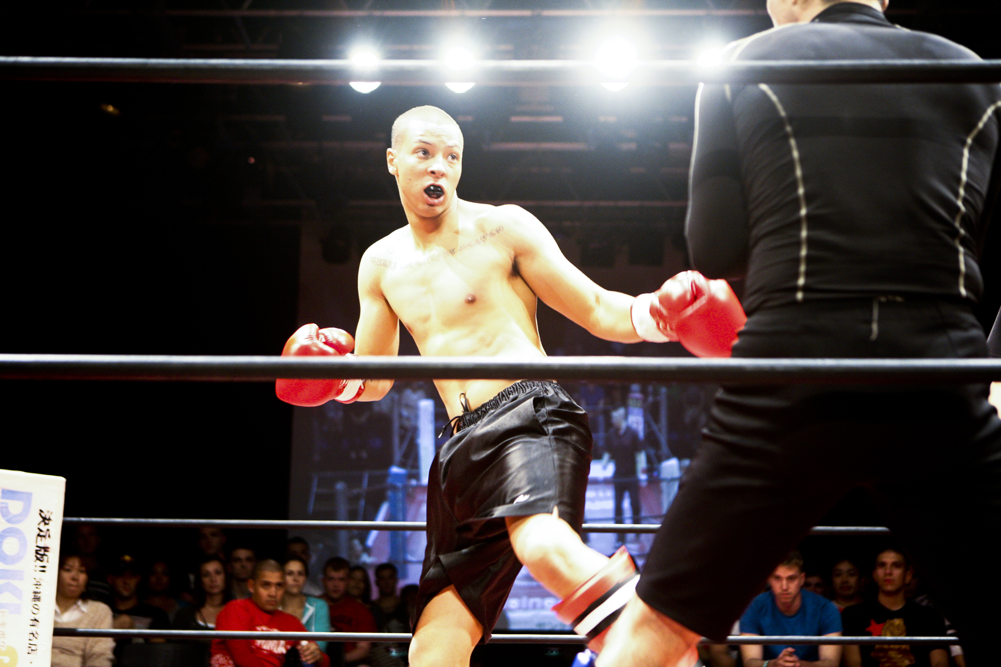Kickboxing brings together Ryukyu Rehabilitation Academy, Marines ...