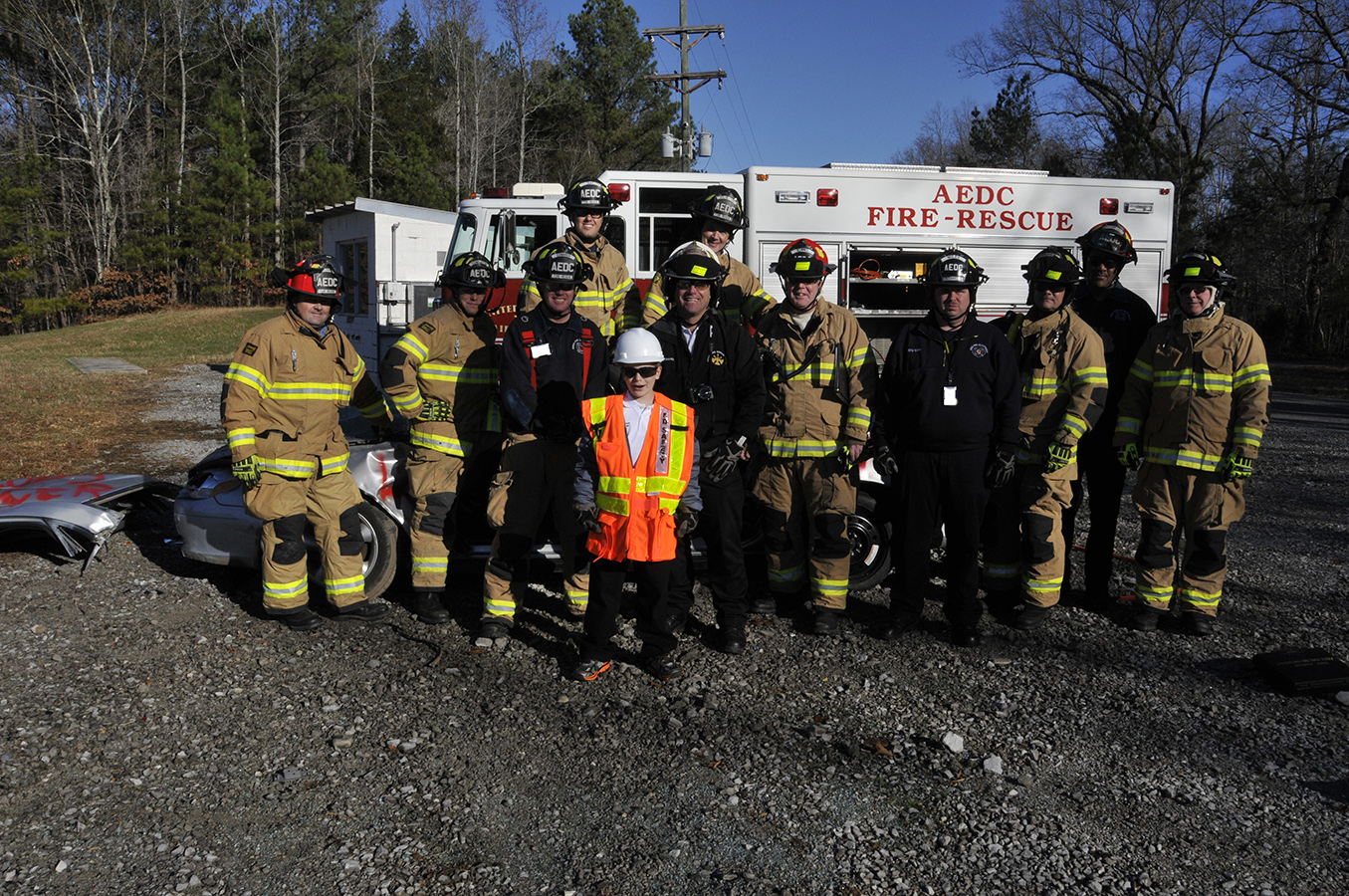AEDC Fire Department hosts a visit by honorary fire chief Mark Kelly ...
