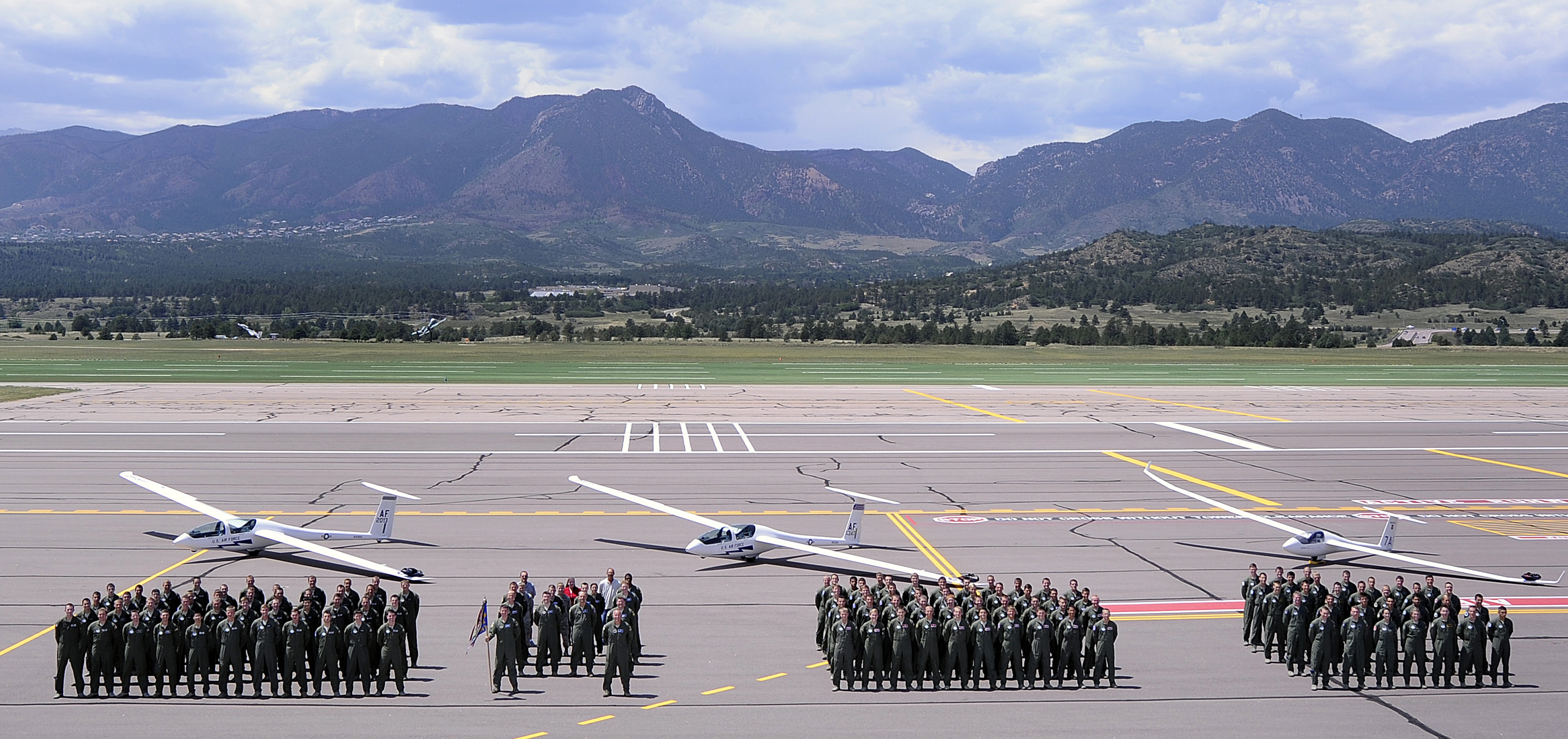 Sailplane aerobatic, racing teams wrap up historic 2012 season > United ...