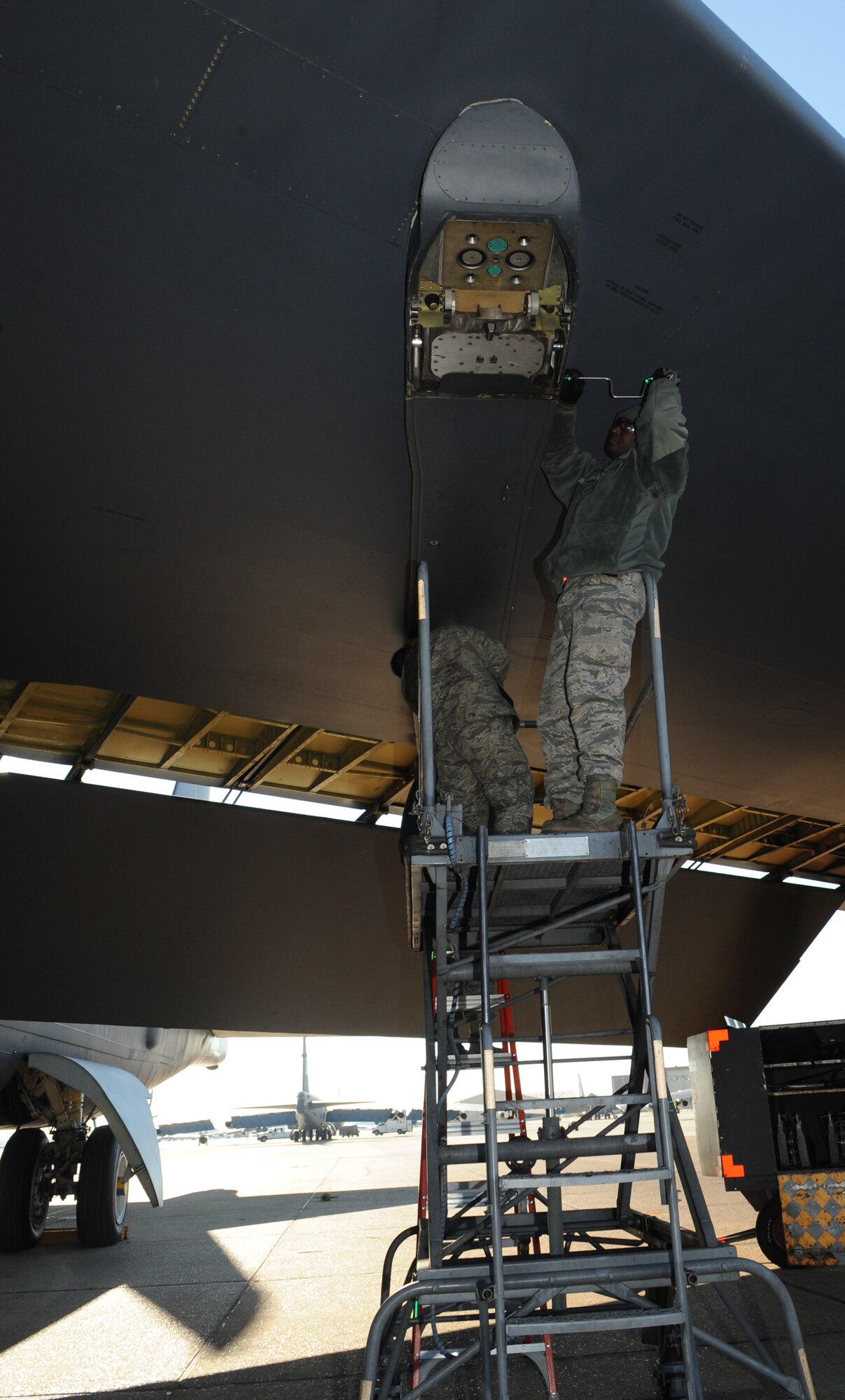 Weapons Airmen guarantee BUFF ready to strike > Barksdale Air Force ...