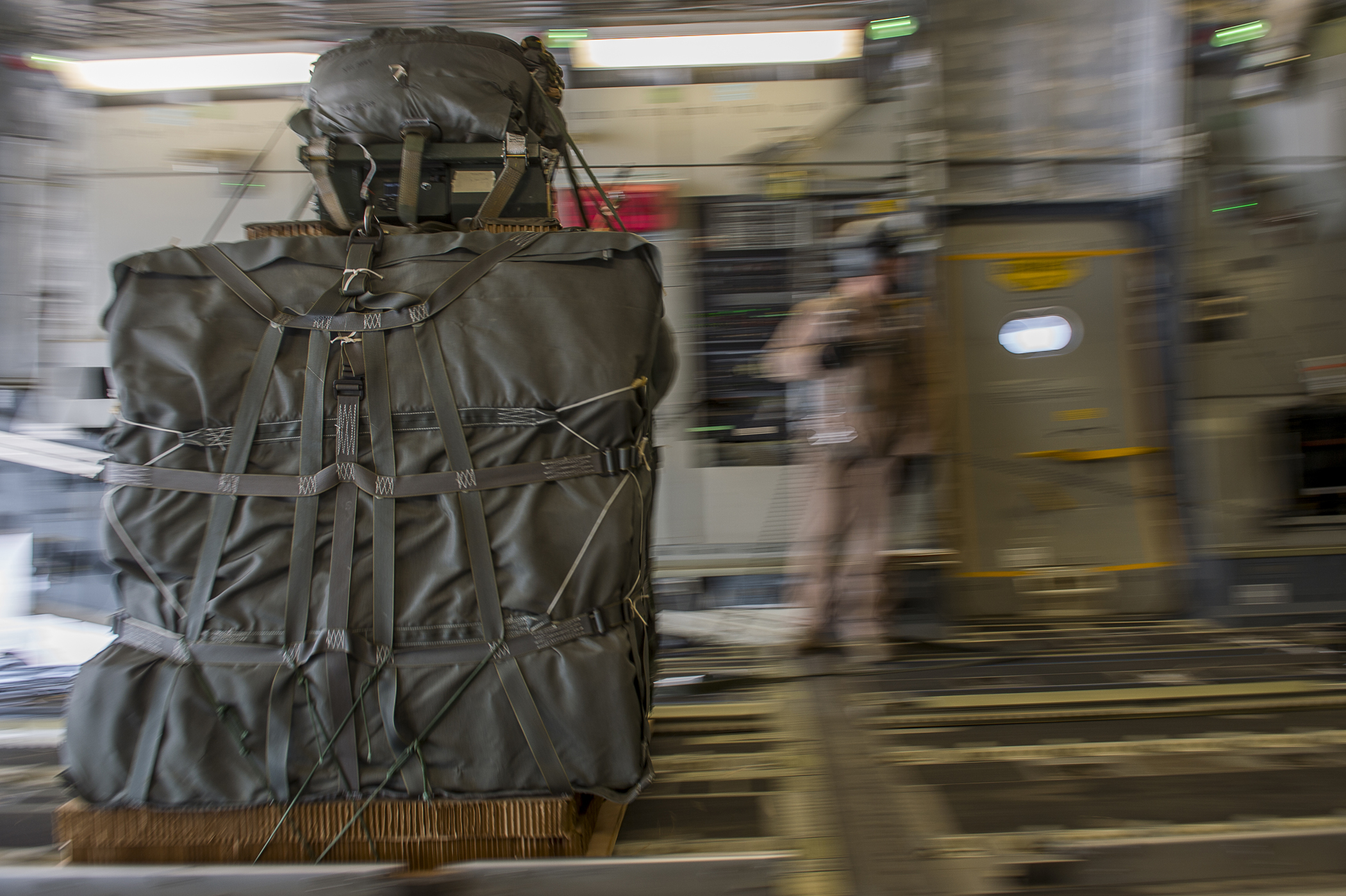 Airlift delivers critical supplies > U.S. Air Forces Central > News