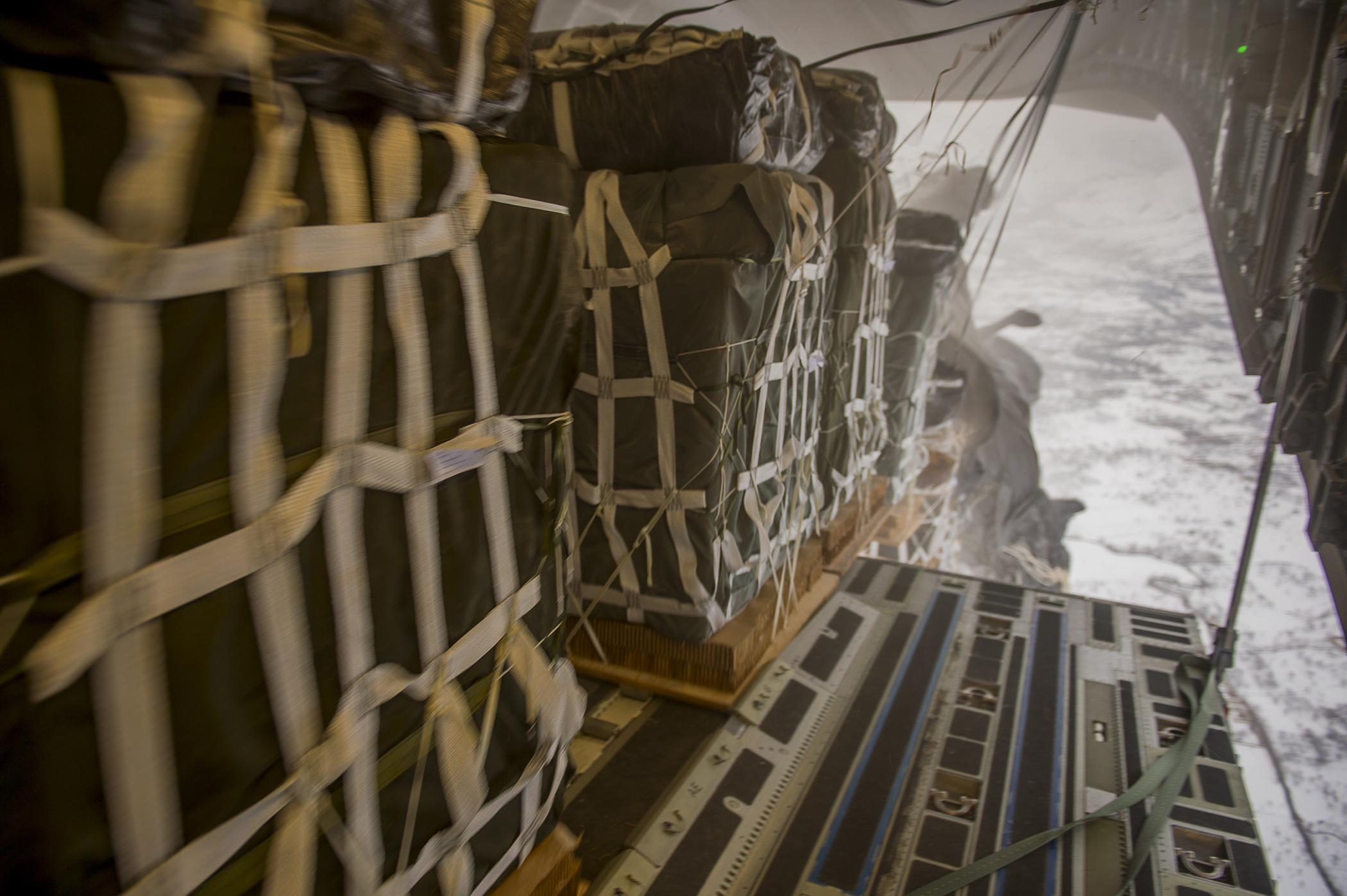 Airlift delivers critical supplies > U.S. Air Forces Central > News