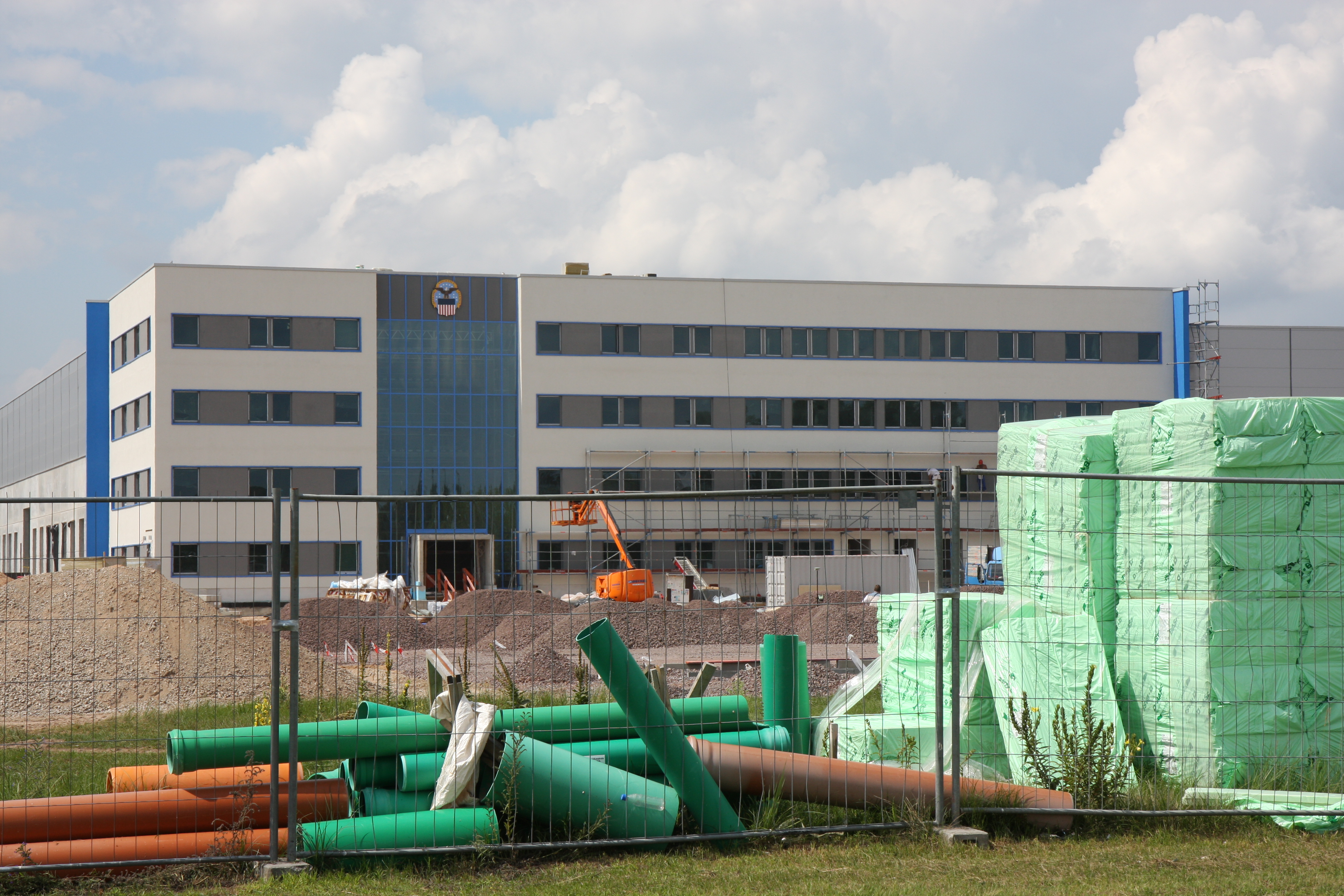 USACE builds sustainable distribution center for DLA