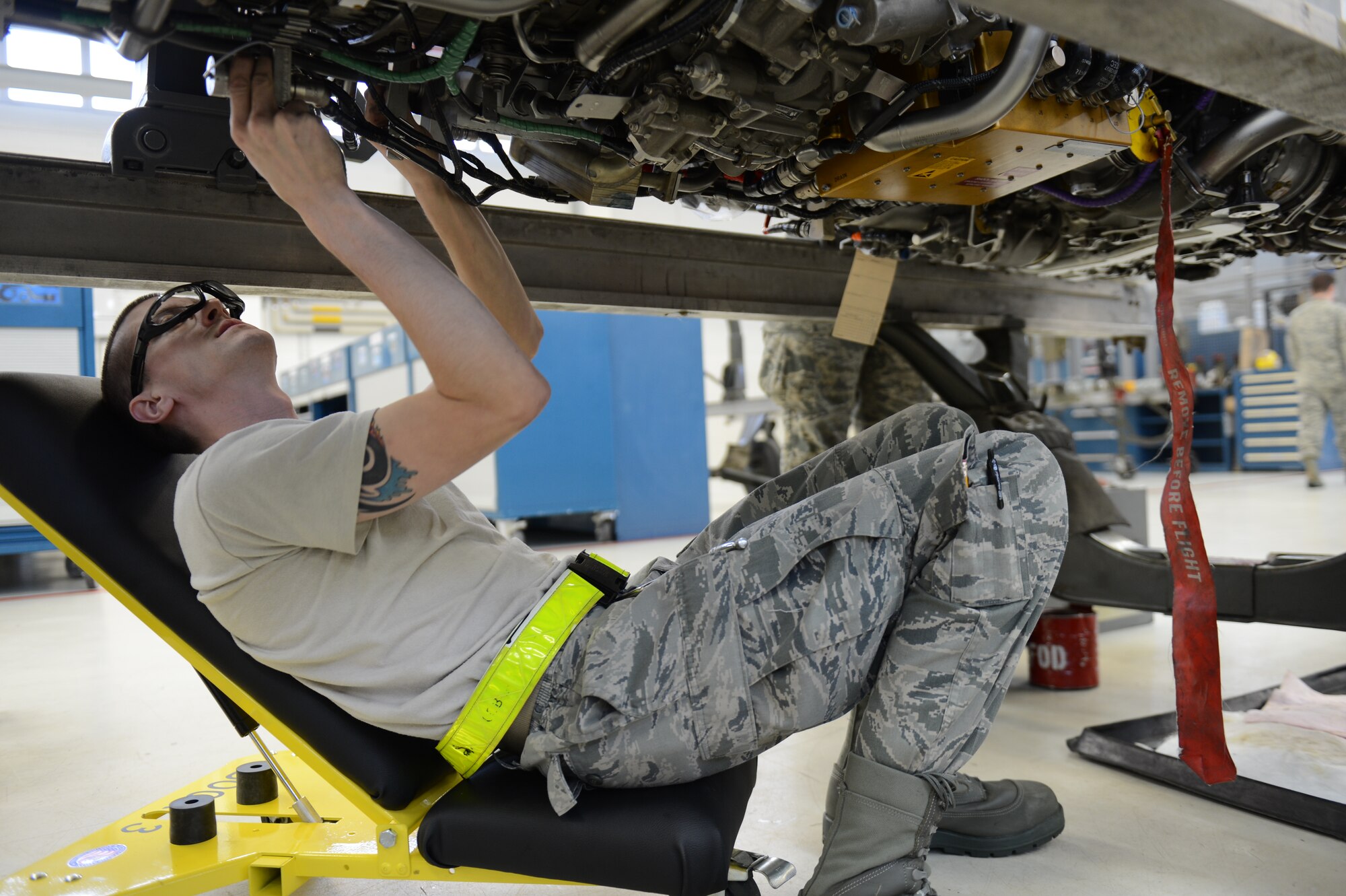 Propulsion keeps engines roaring > Spangdahlem Air Base > Article Display