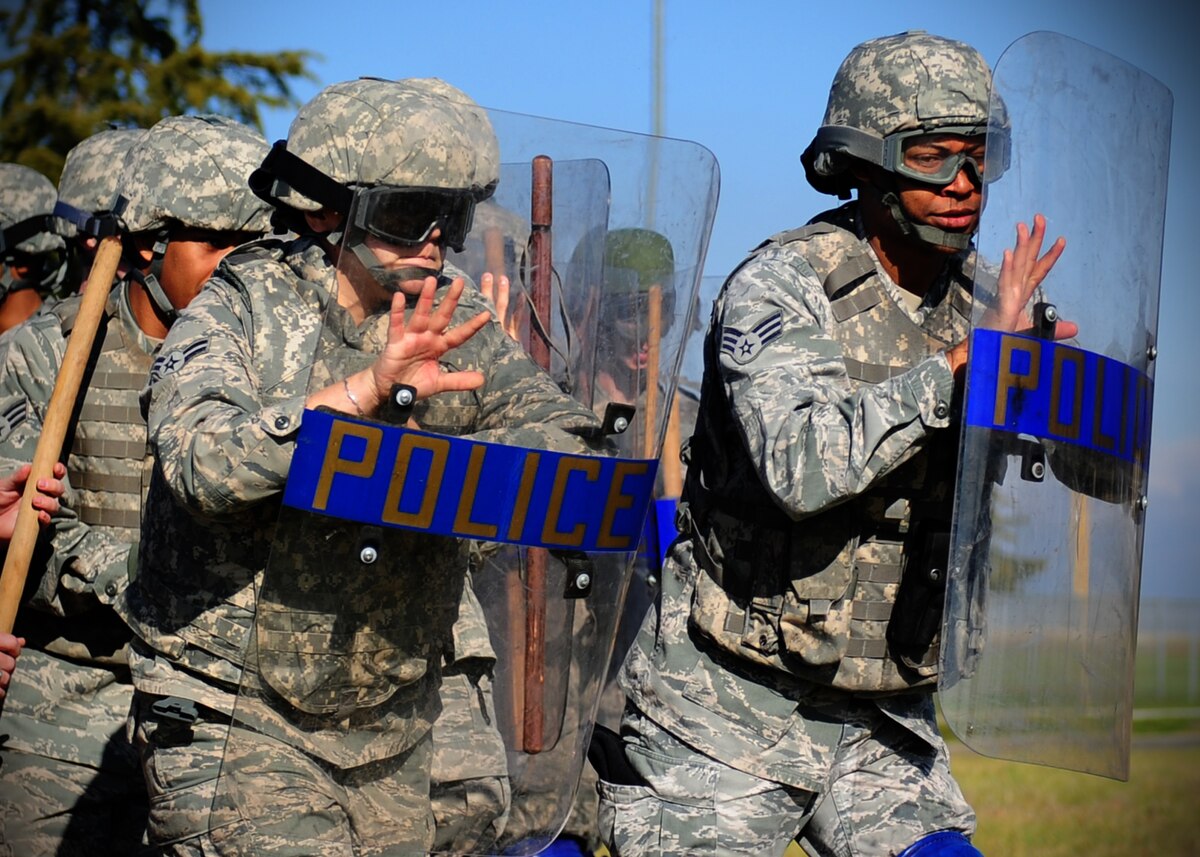 Photos: Standing ground: 9th SFS civil disturbance training > Air ...