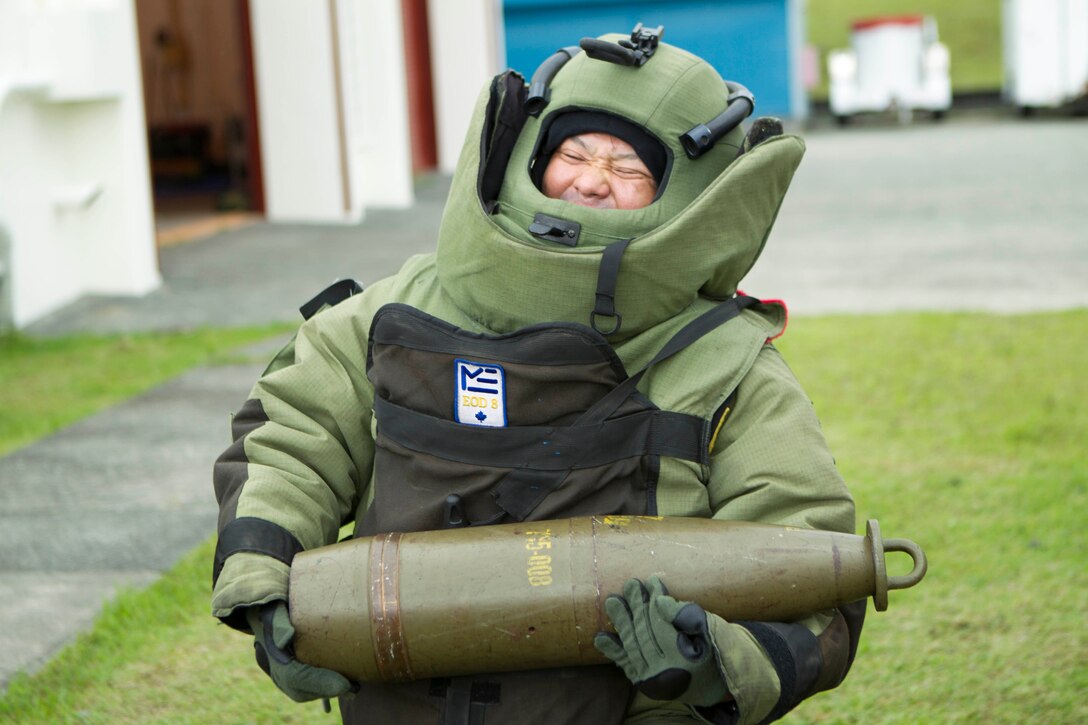 JGSDF sergeants learn Corps basics
