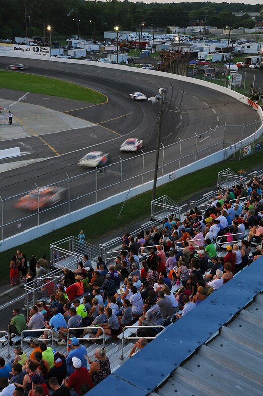 Langley Speedway hosts Military Appreciation Night > Joint Base Langley ...
