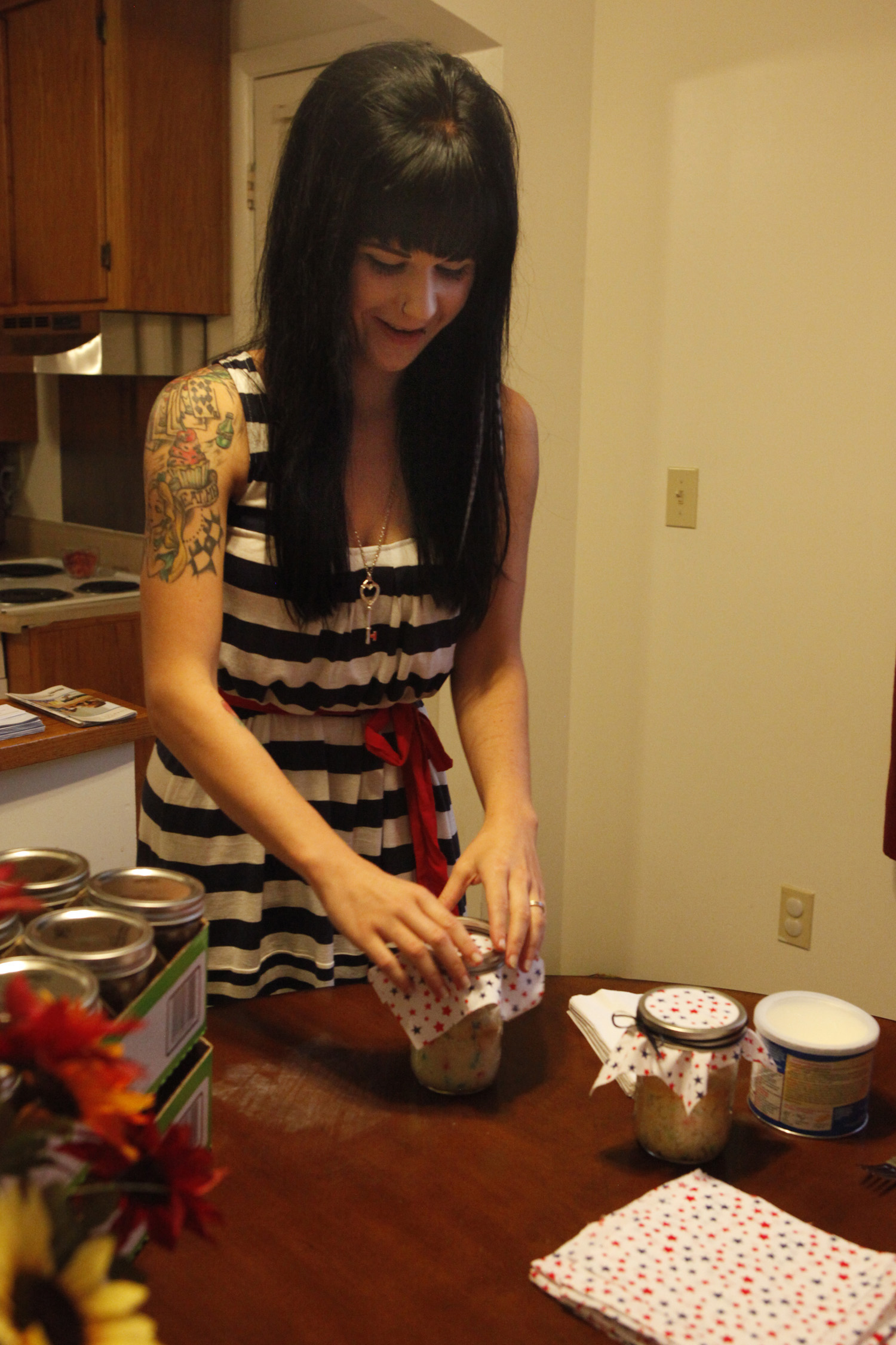 MCCS holds operation 'Cake in a Jar' > United States Marine Corps ...
