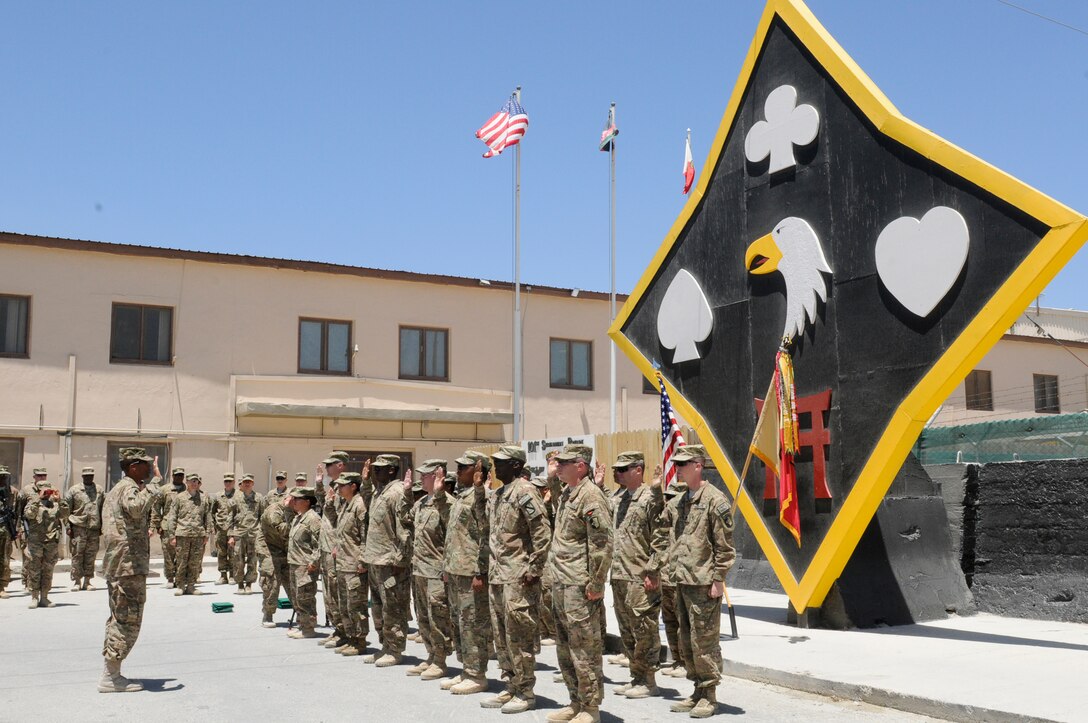 U.S. Army Col. Charles R. Hamilton, commander of 101st Sustainment ...