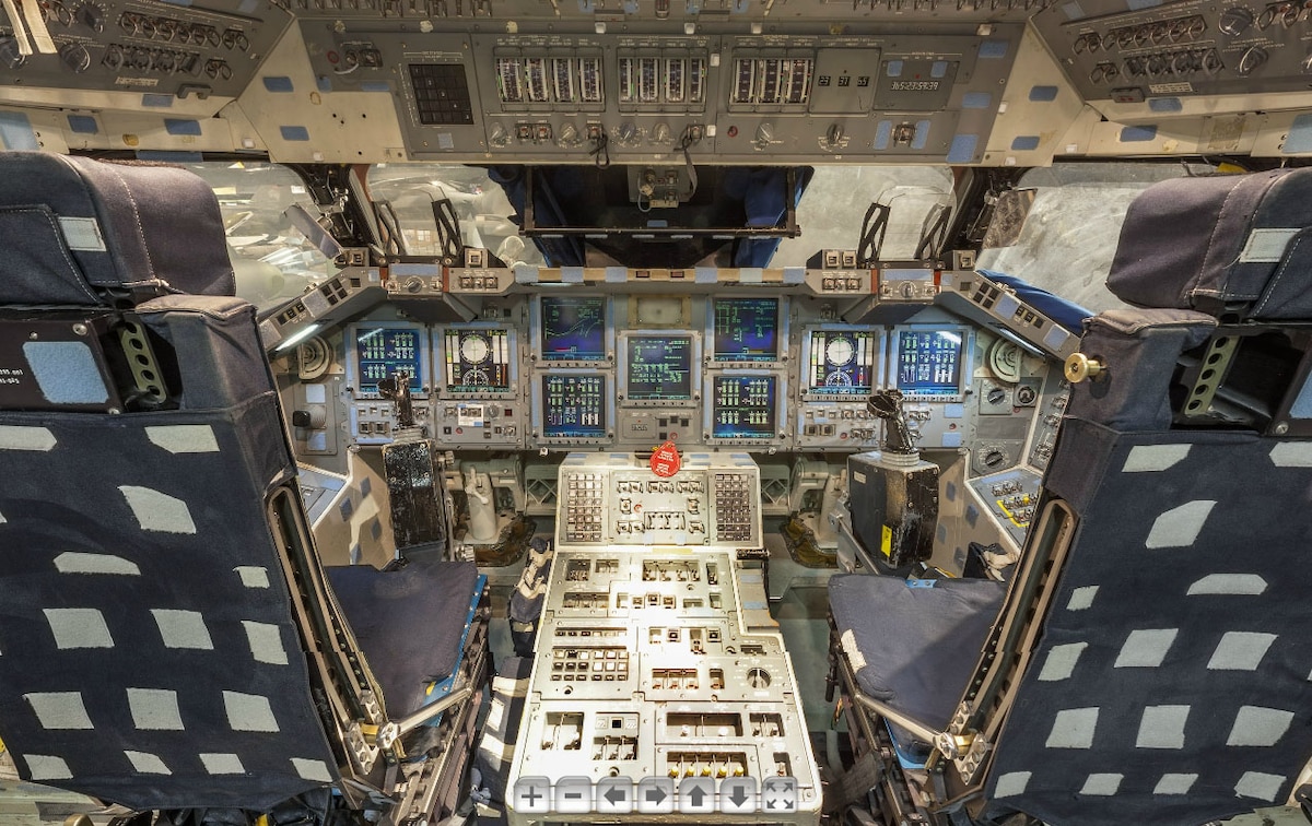 Interior views of NASA Crew Compartment Trainer added to app, virtual ...