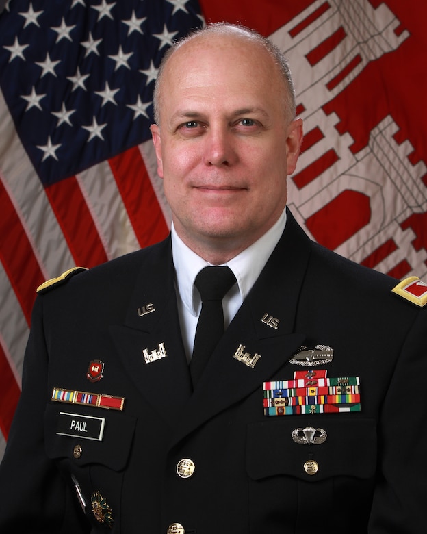 Paul assumes command of Corps’ Little Rock District > Southwestern ...