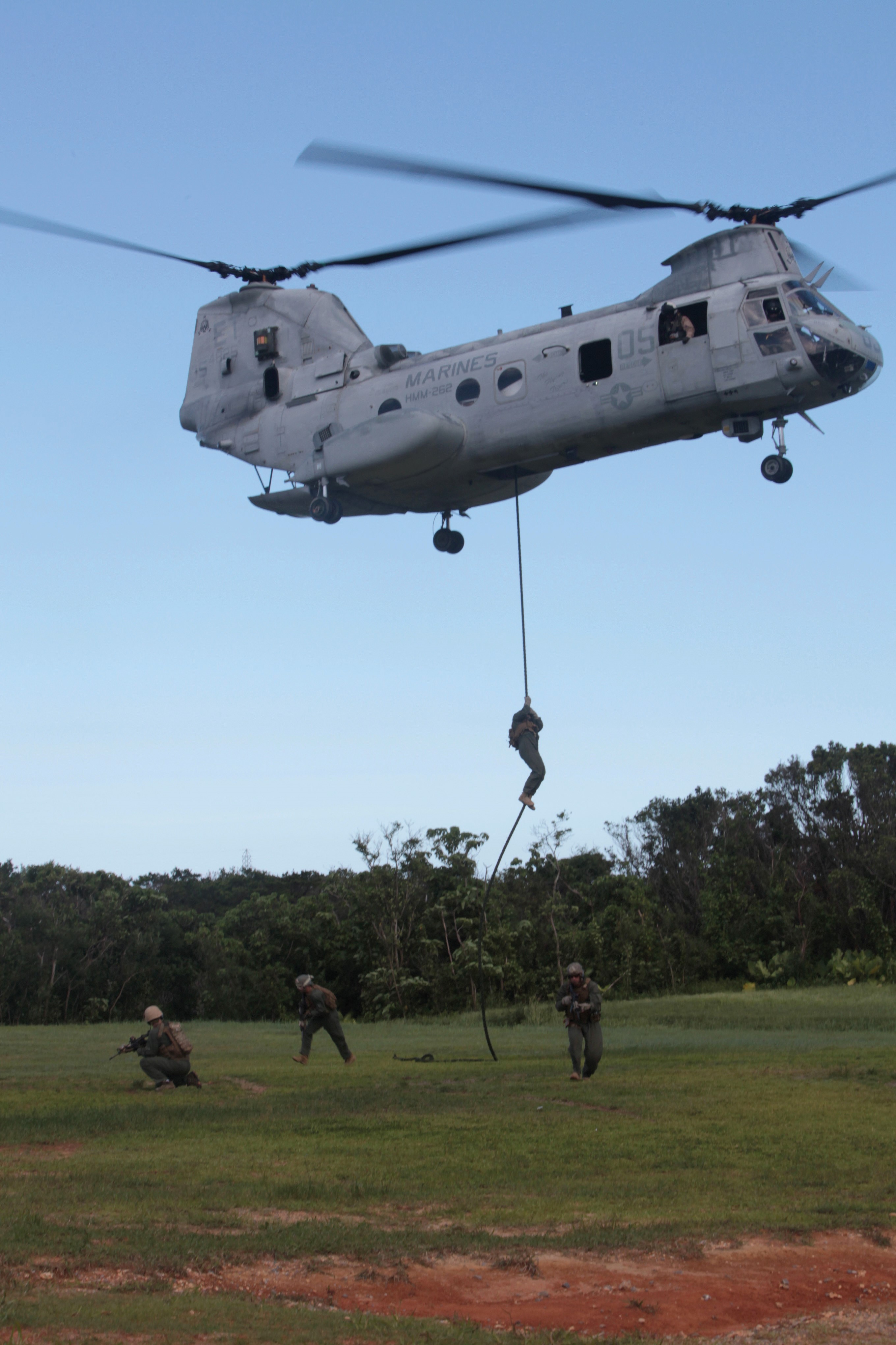 Fast-roping Marines get boots on ground at Schwab > United States ...
