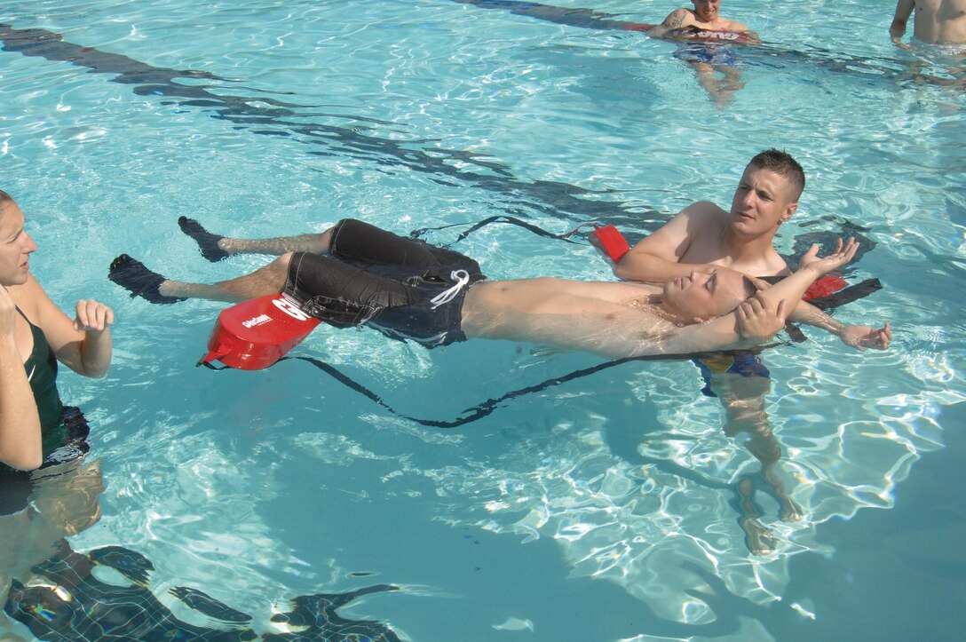 Lifeguard Training Course equips students to save lives