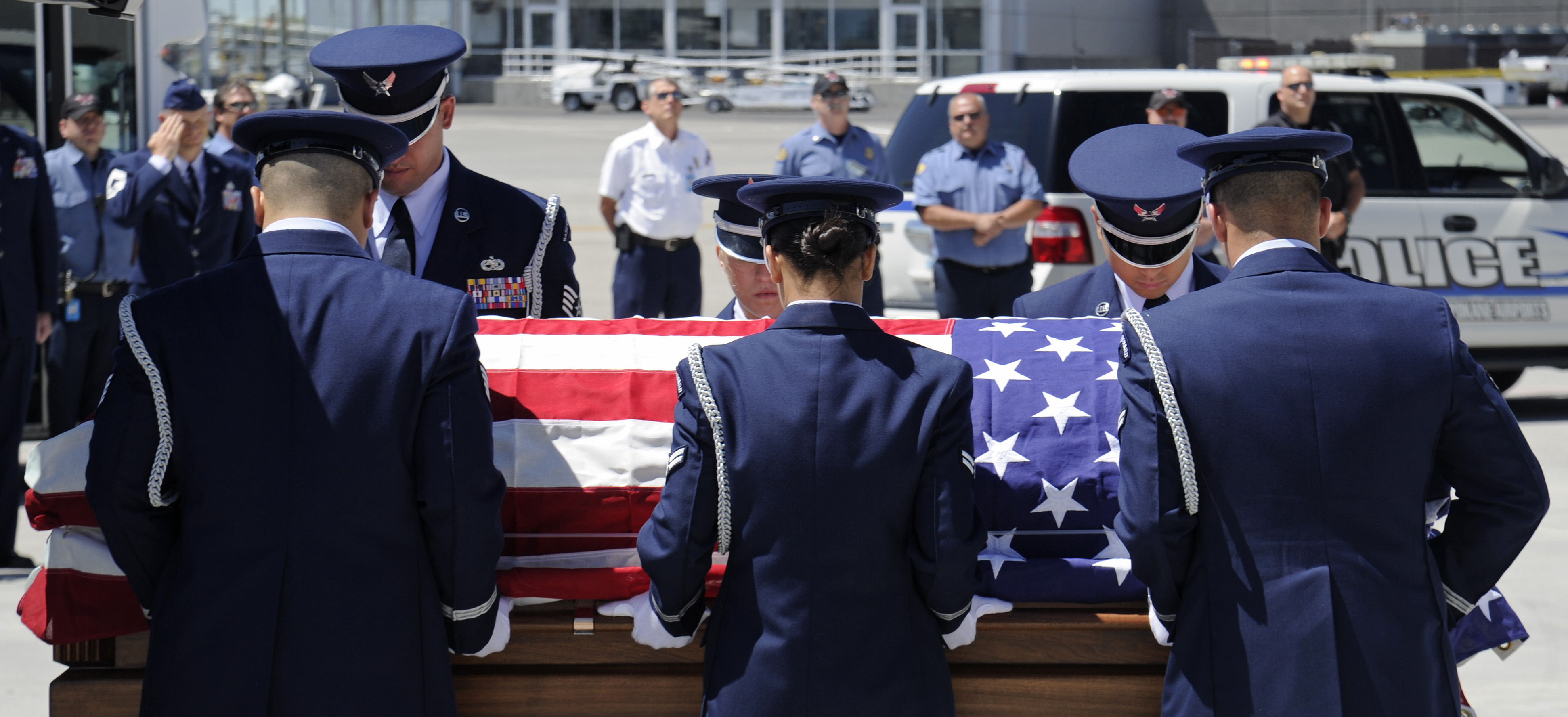 Fallen Air Force hero returns home > Air Mobility Command > Article Display
