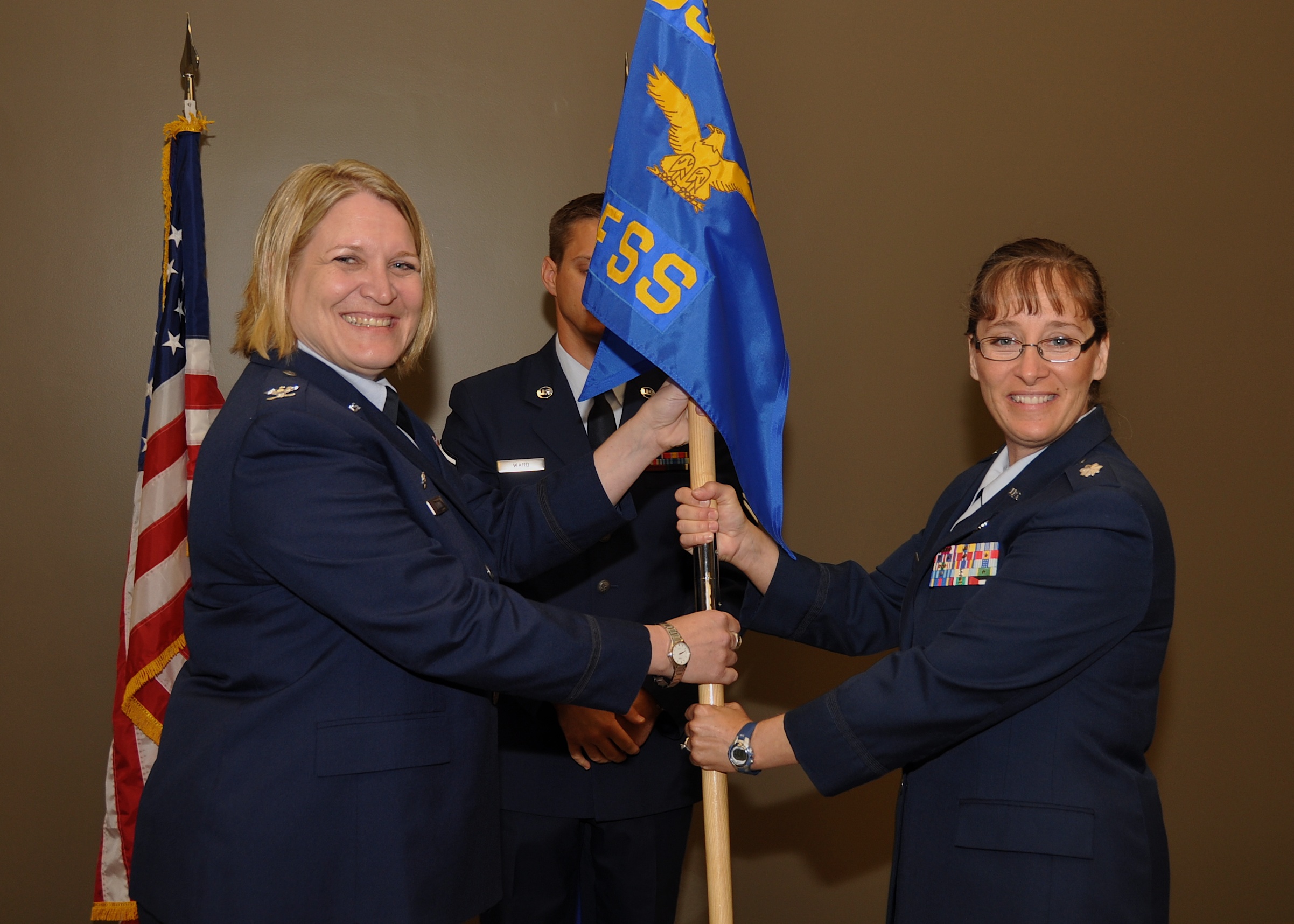 932nd Force Support Squadron Assumption of Command > 932nd Airlift Wing ...