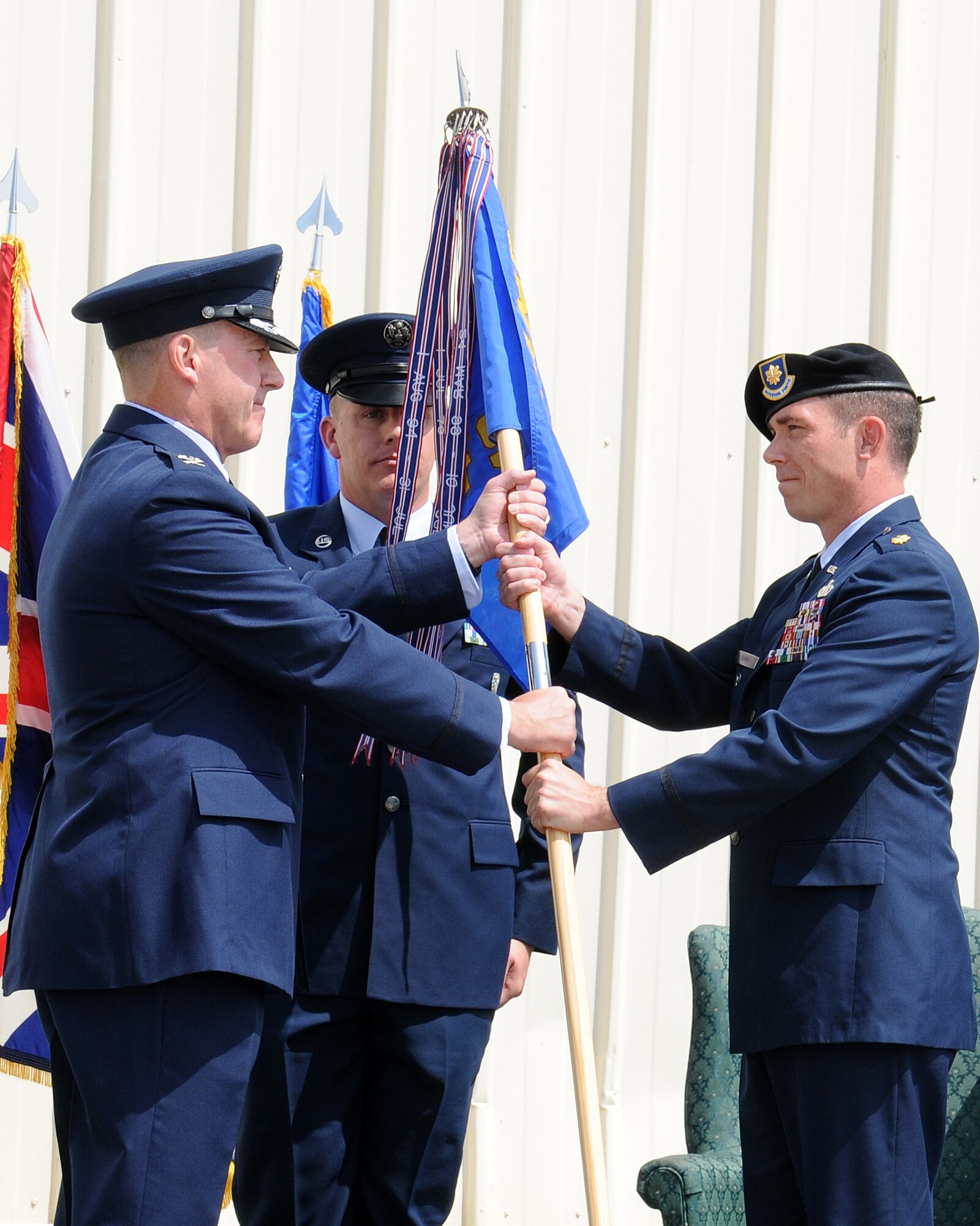 100th SFS changes command > Royal Air Force Mildenhall > RAF Mildenhall ...