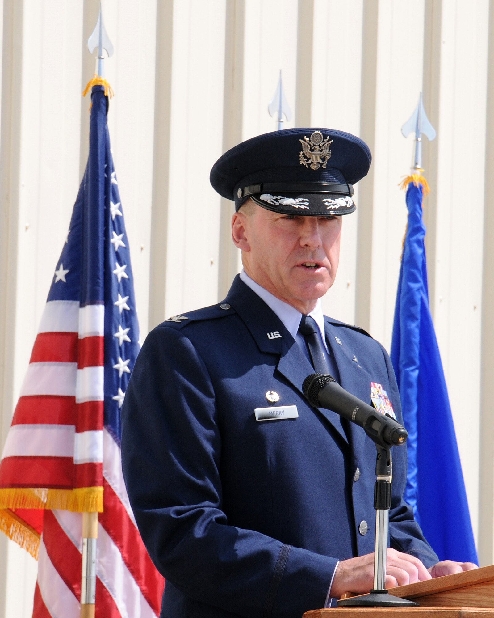 100th SFS changes command > Royal Air Force Mildenhall > RAF Mildenhall ...