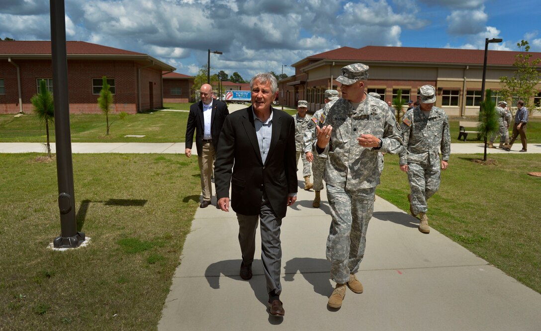 Army Lt. Col. Justin Nelson, commander of the Warrior Transition ...