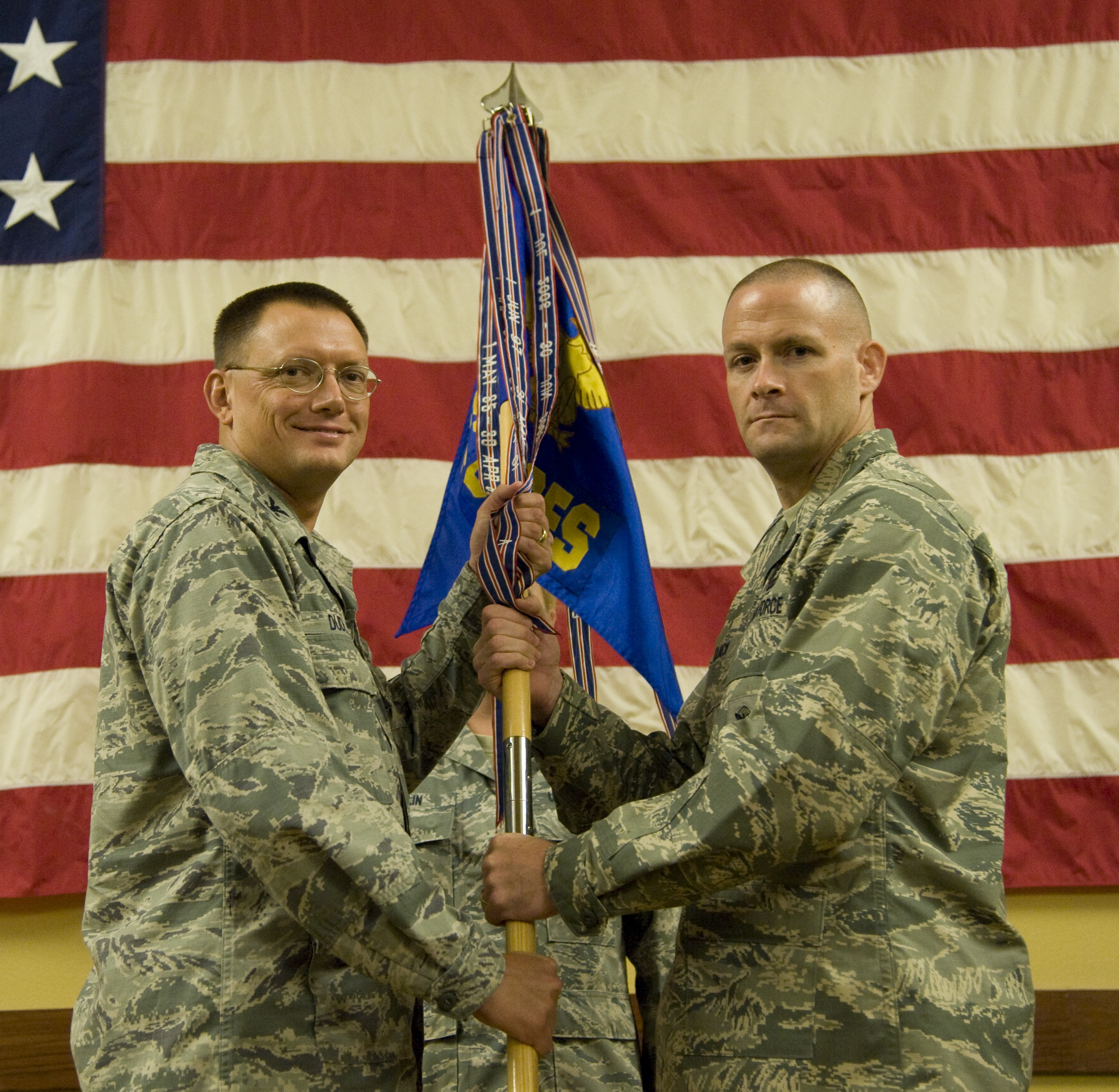 1st SOSFS welcomes new commander > Hurlburt Field > Article Display