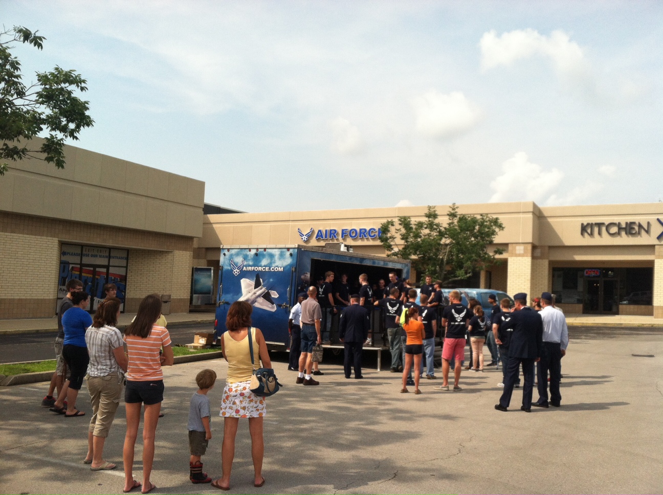 332nd Recruiting Squadron