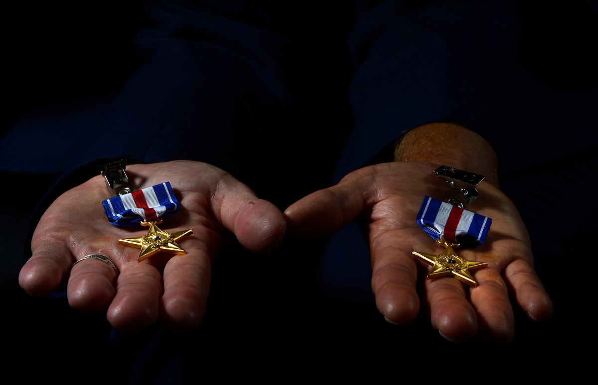Two Special Operations Airmen receive Silver Star decoration > Hurlburt ...