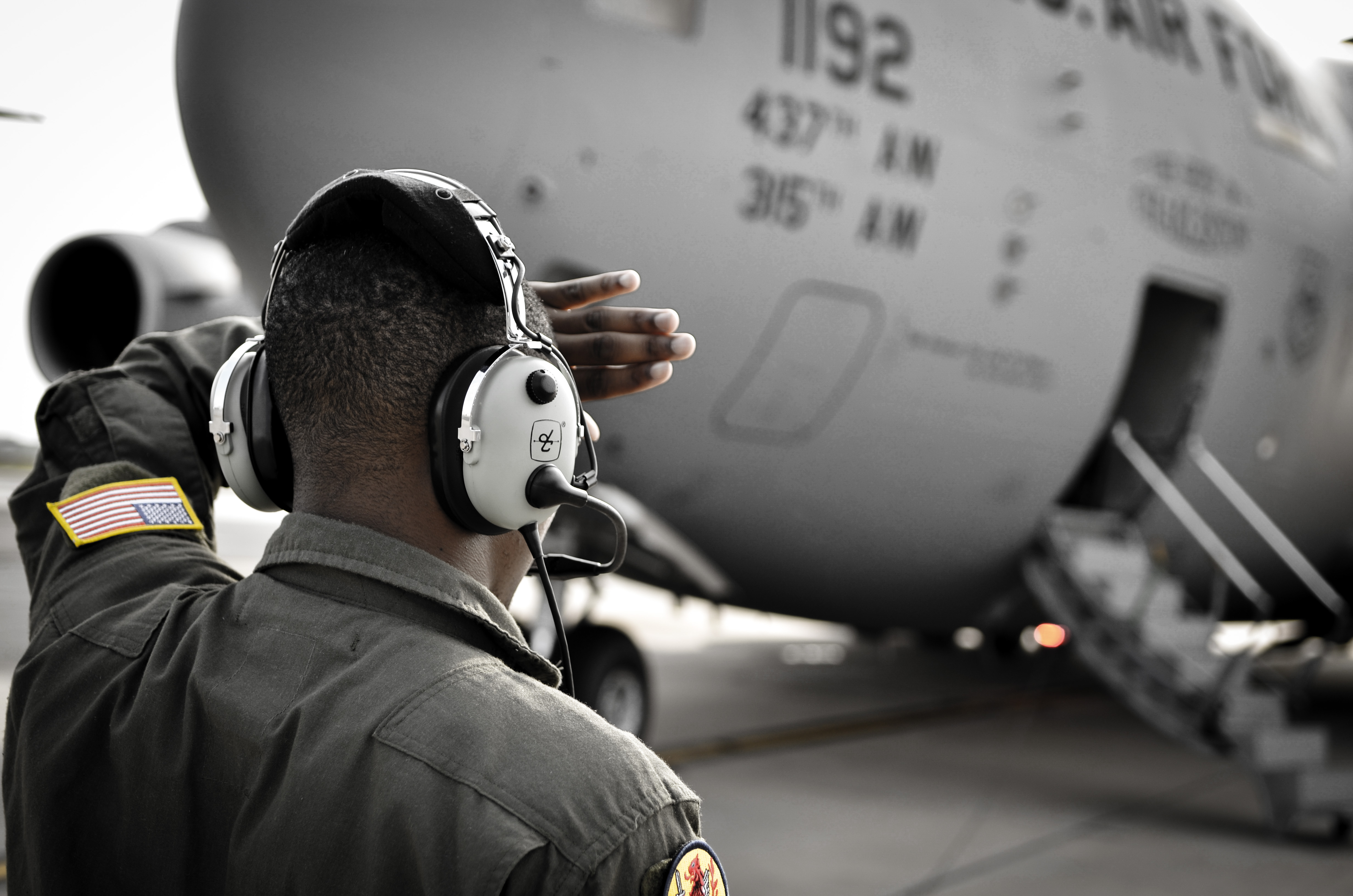 437th AW Airmen perform C-17 pre-flight checks > Air Mobility Command ...