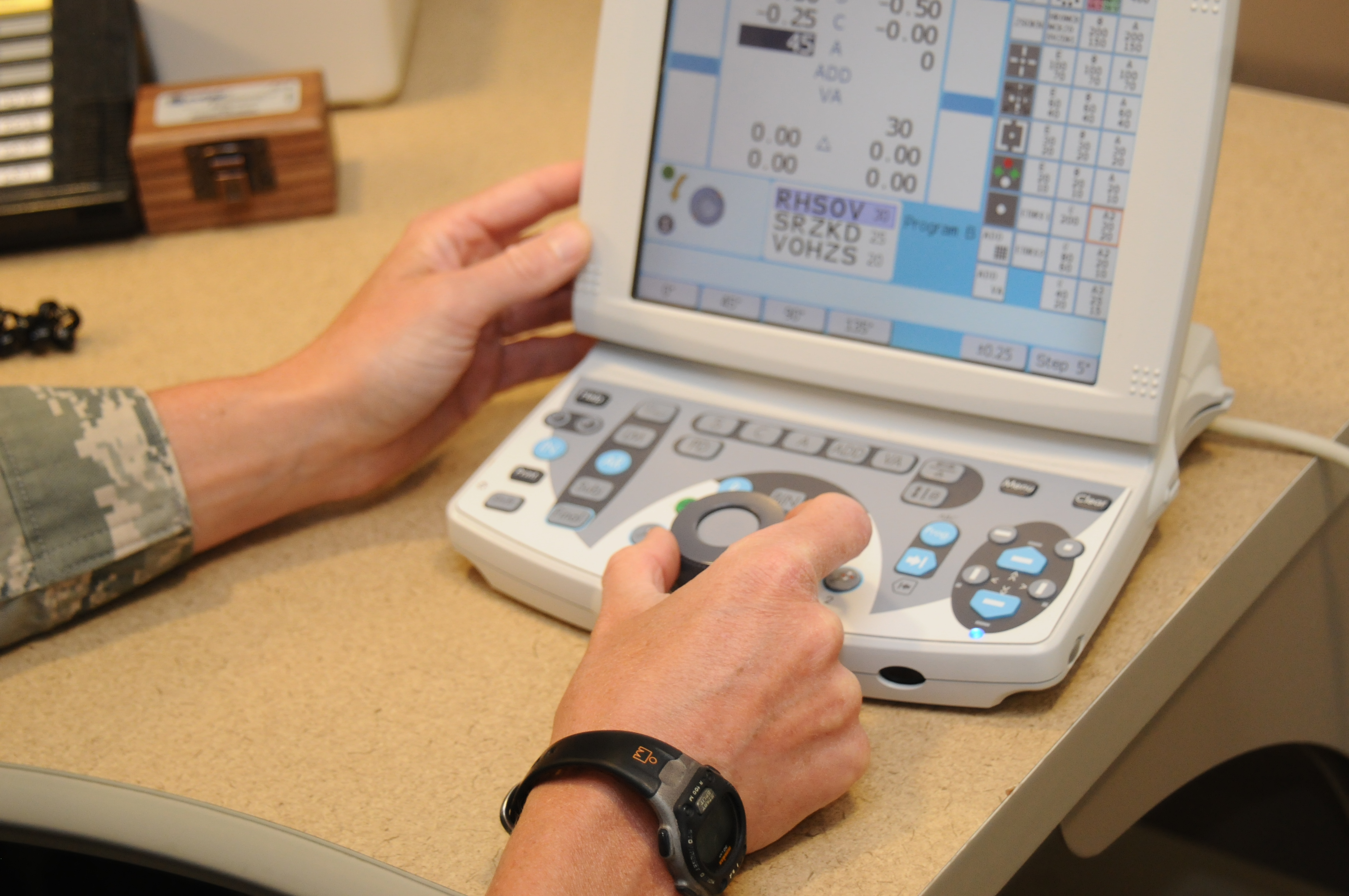 Optometry upgrades to electronic refractor > Andersen Air Force Base ...