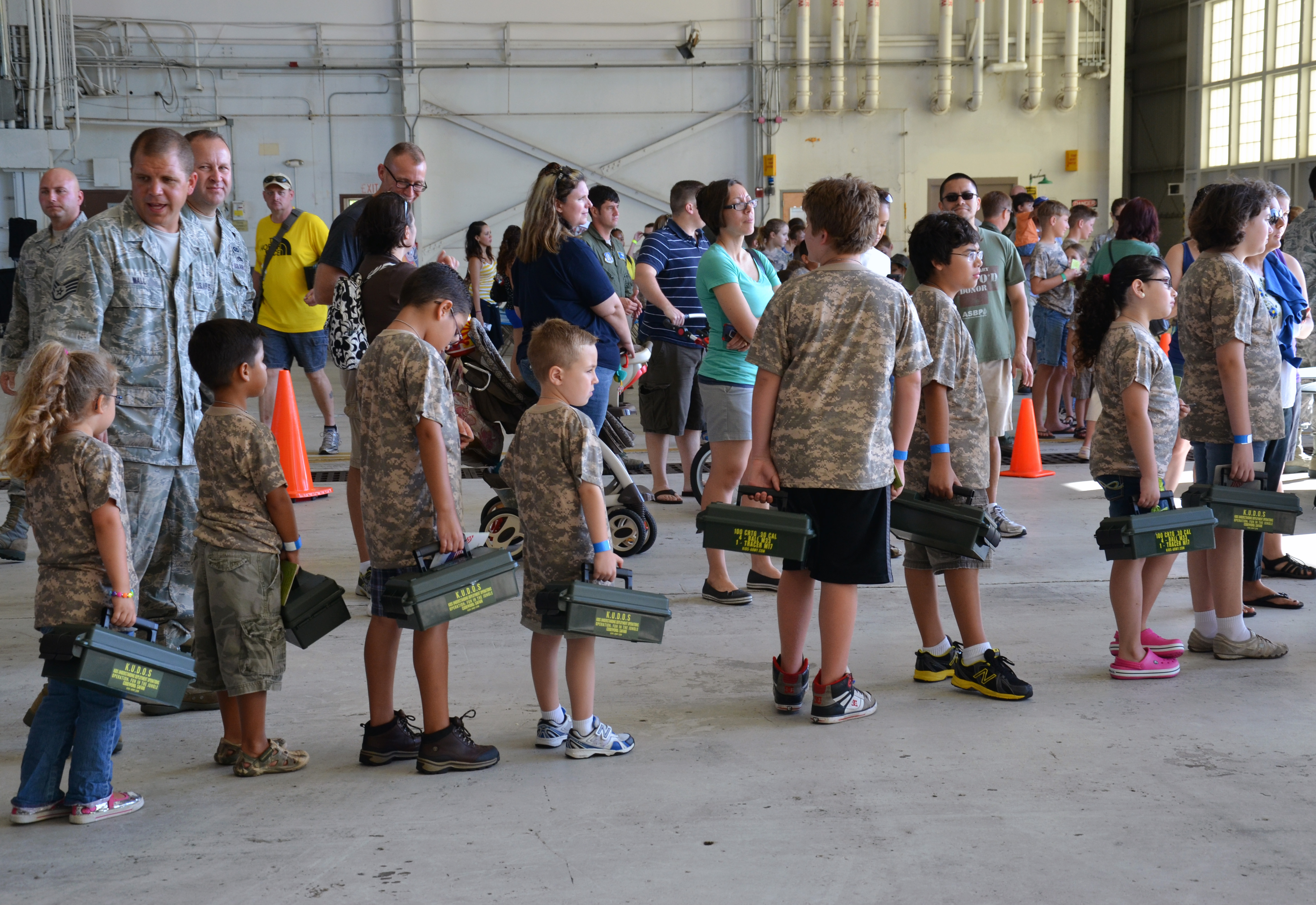 Kids learn about deployment process during fun, interactive event > Air ...