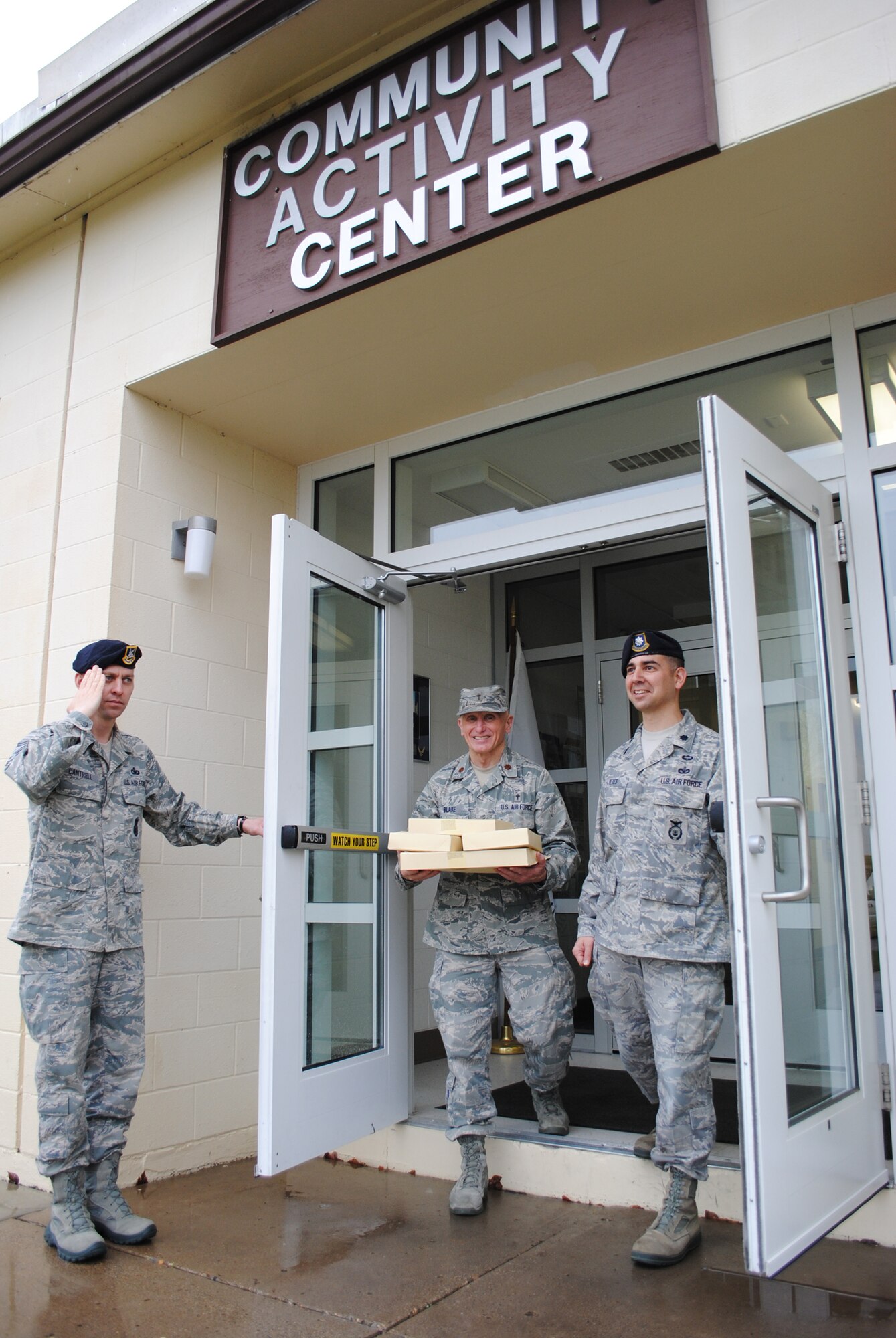 Warriors of the North pay morale visit to Spartans > Grand Forks Air ...