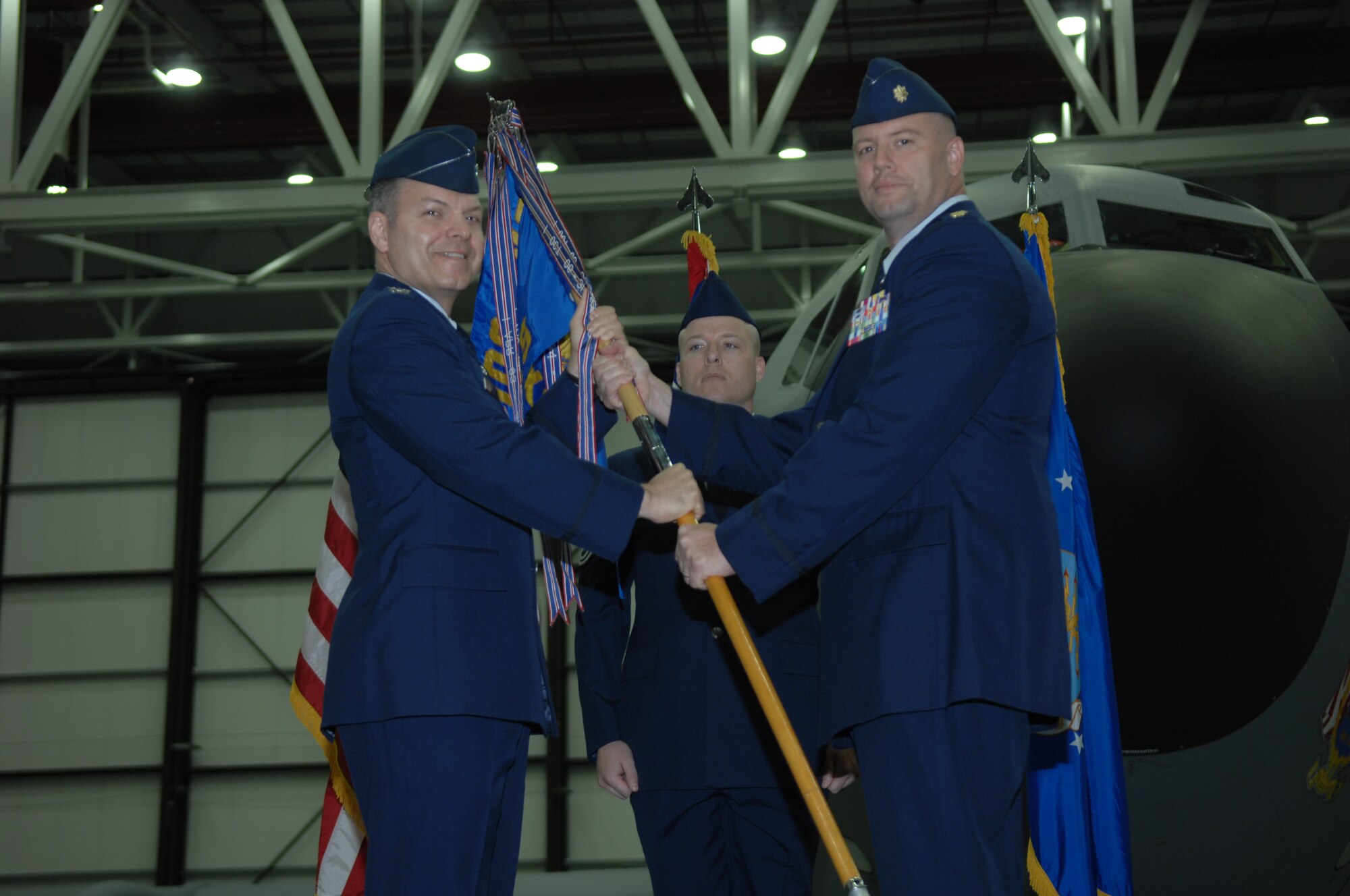 100th MXS changes command > Royal Air Force Mildenhall > RAF Mildenhall News