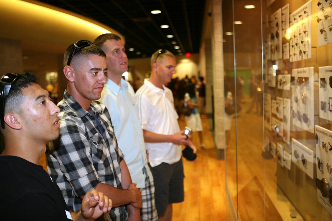 MCSCG Marines Honor Historic Civil War Battle