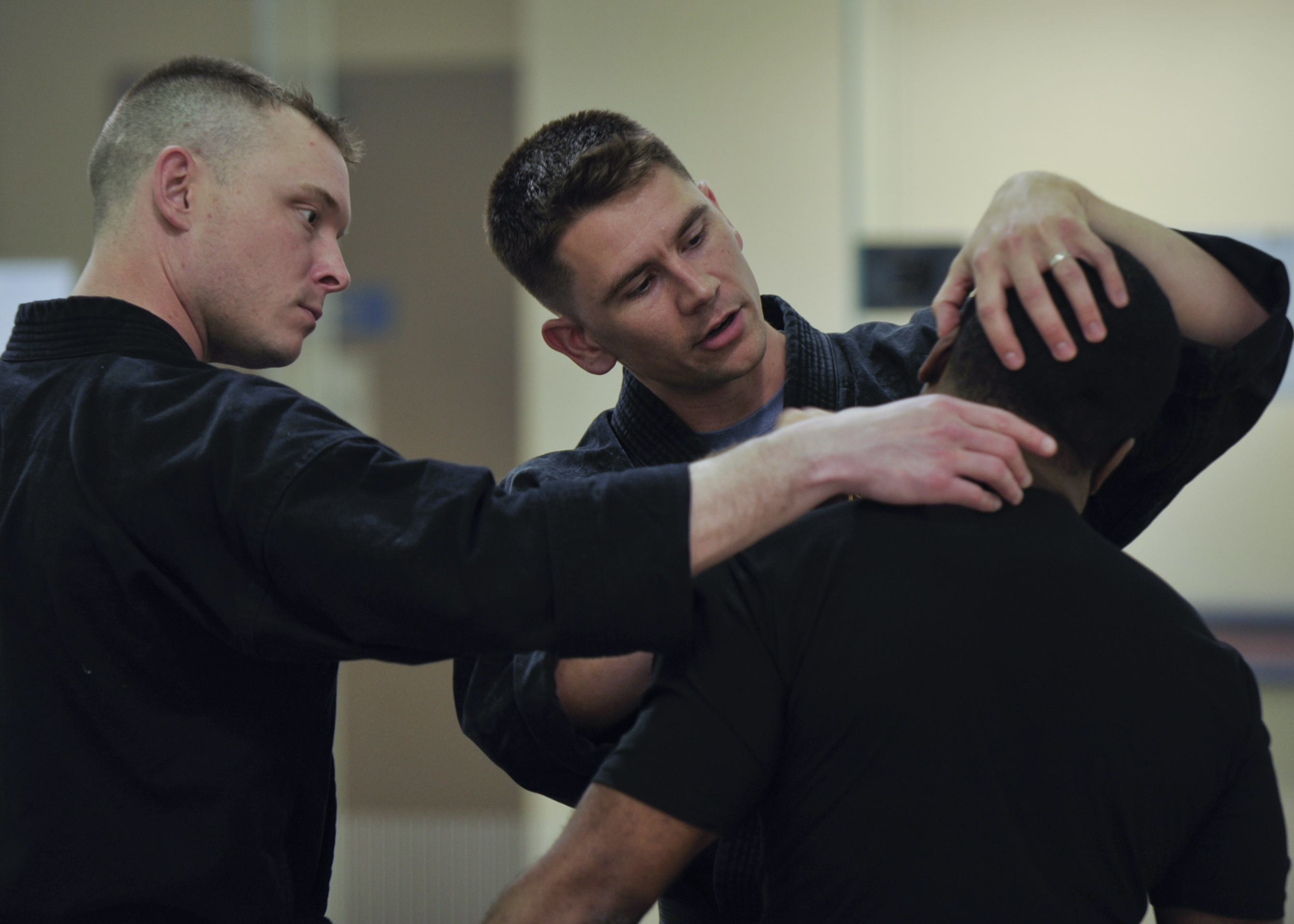 Combat Hapkido provides self-defense training to fall back on > Osan ...