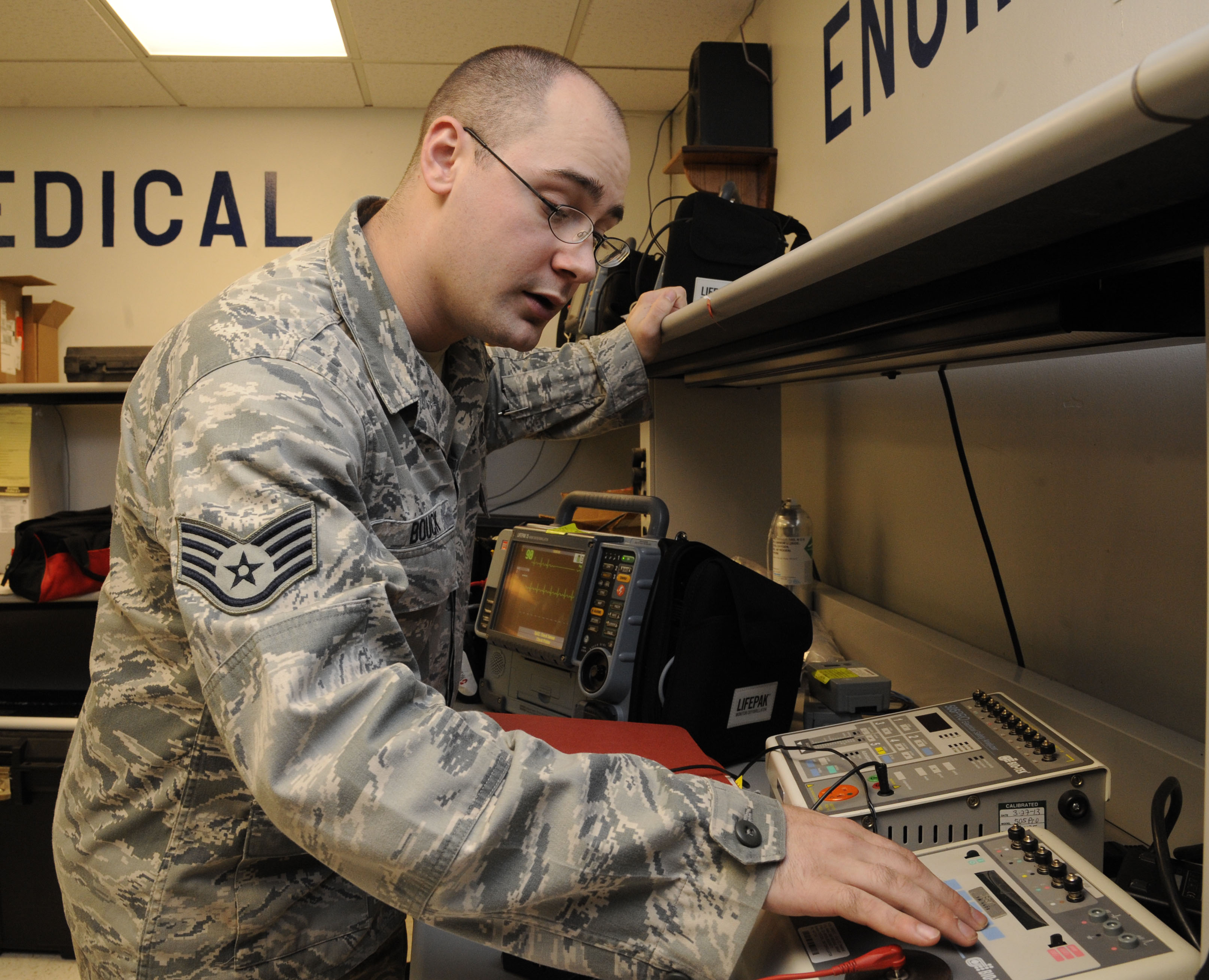 Medical maintenance maintains life-sustaining equipment > Barksdale Air ...