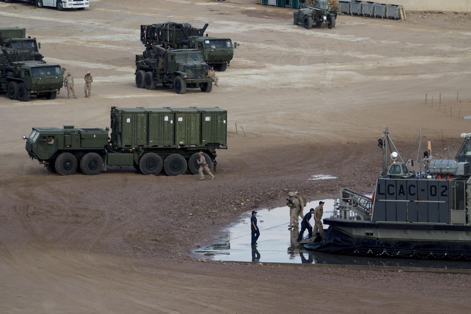Combat Logistics Battalion 26 keeps MEU moving > 26th Marine ...