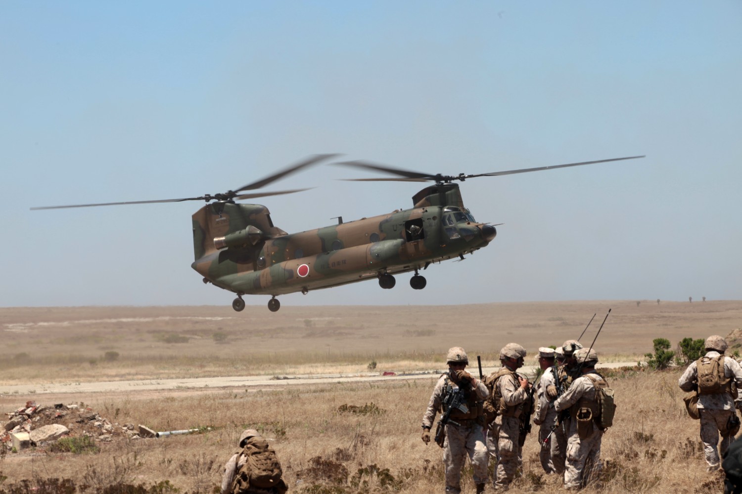13th MEU 'Alpha Raiders' seize airfield for PMINT exercise