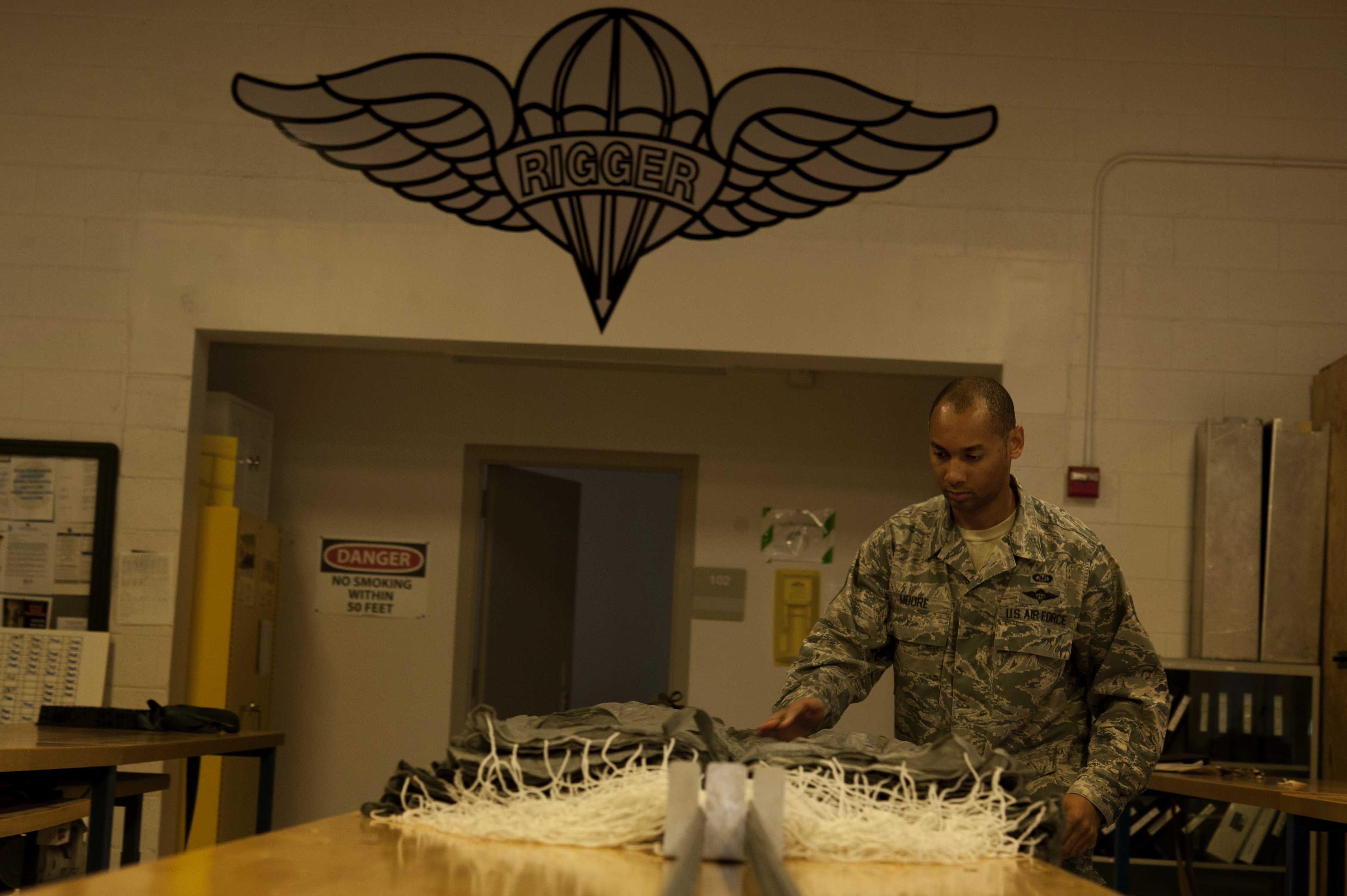 58th RQS riggers in action > Nellis Air Force Base > Article Display