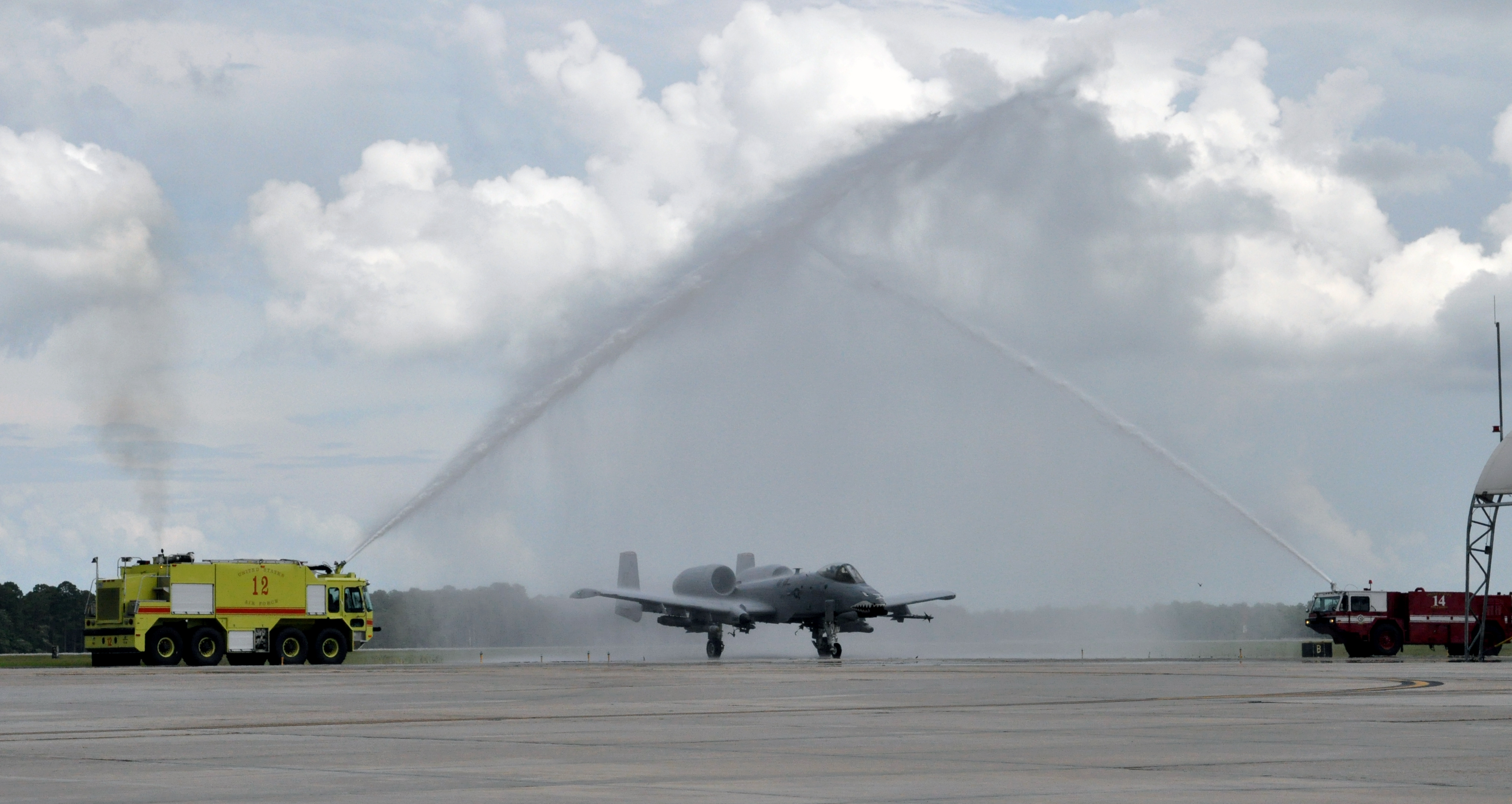 Funk flies final flight with fighter group > 442d Fighter Wing ...