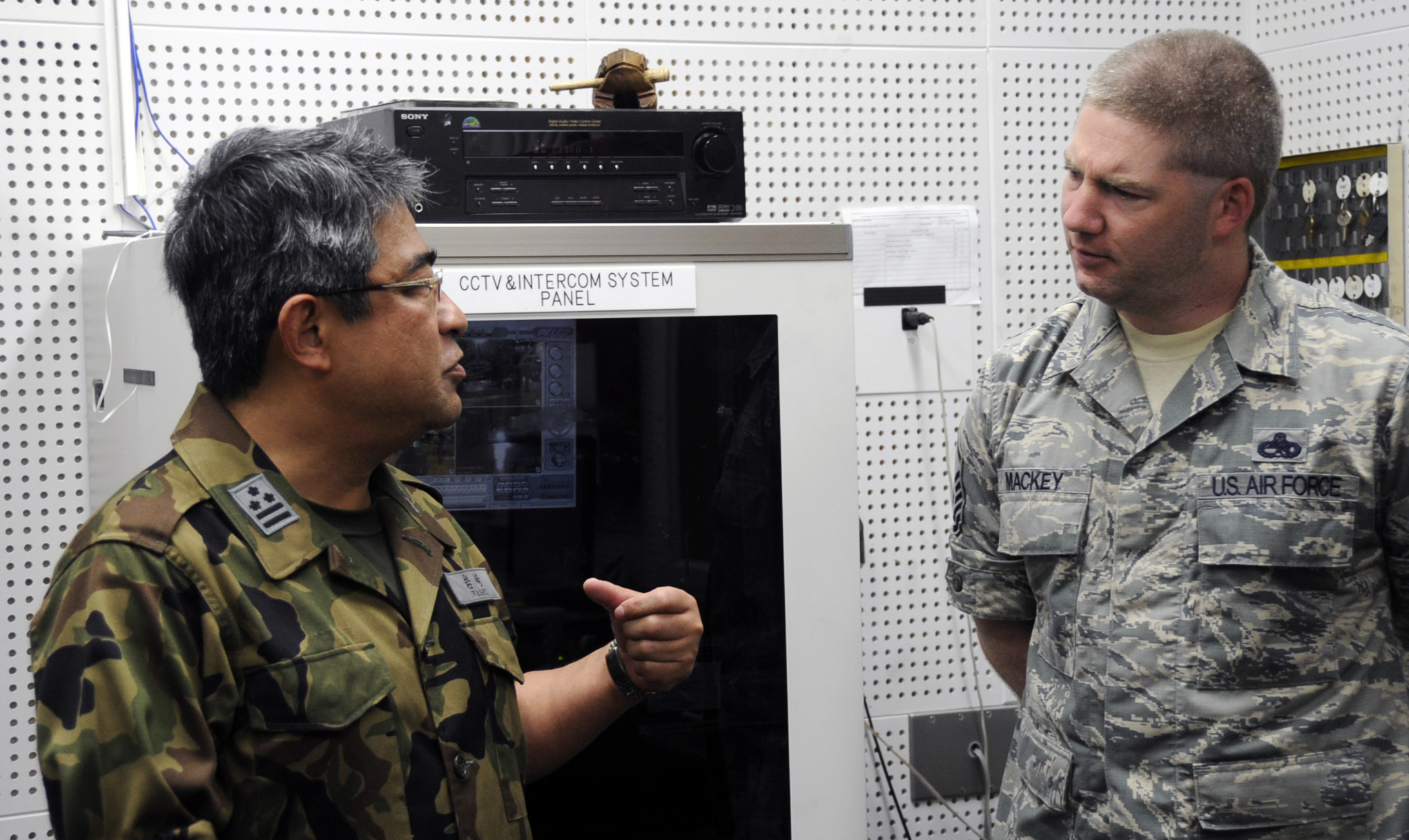 JASDF leadership tour Hush House