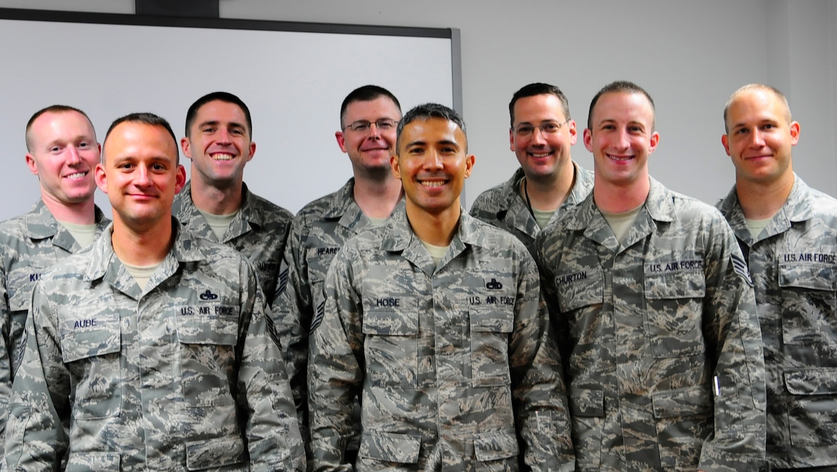 521 AMOW leads AMC in resilience training > Twenty-First Air Force & U ...
