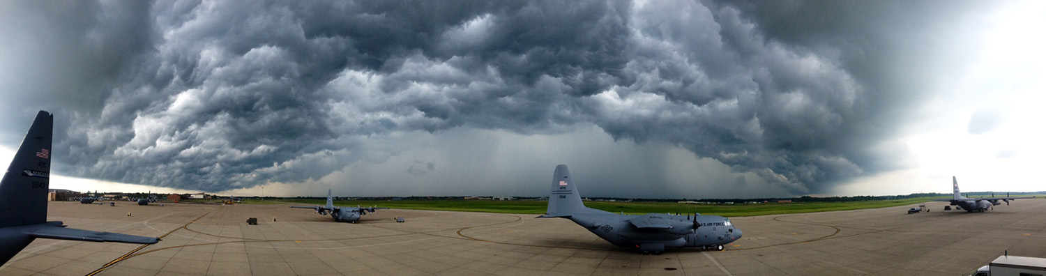 Storm front > Air Force Reserve Command > News Article