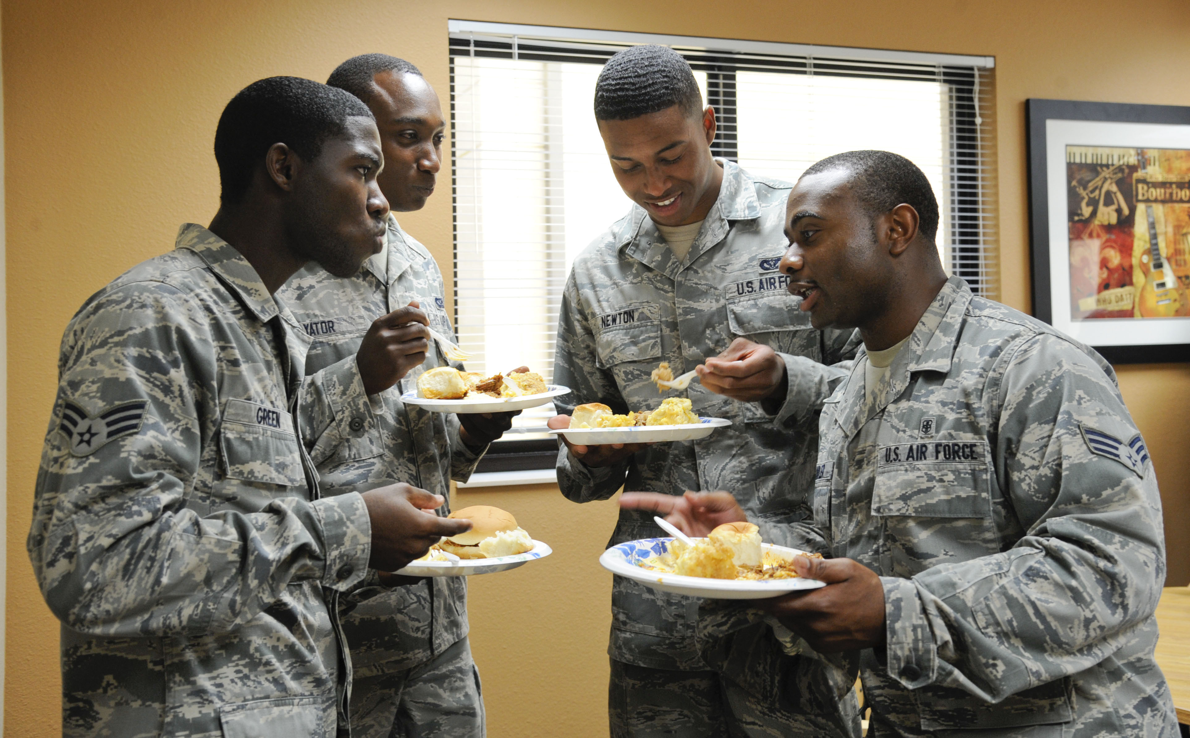 Potluck dinner brings family time to Airmen > Barksdale Air Force Base ...