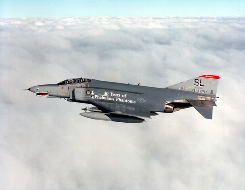 Jennies to jets to stealth: Bomb wing turns 90 > U.S. Air Force ...