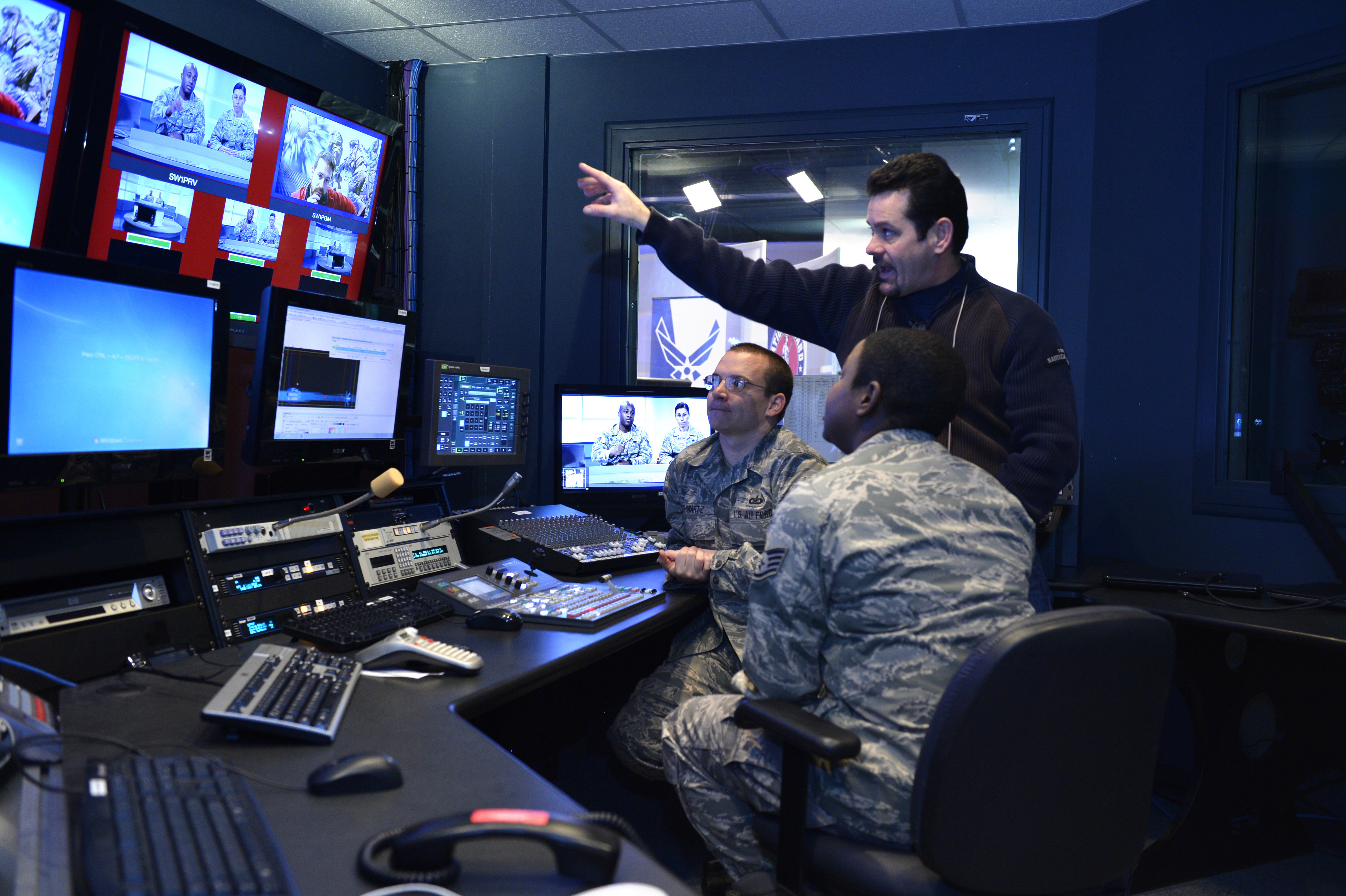 Airmen now learn in HD with Guard's NCO Academy > Air Force > Article ...