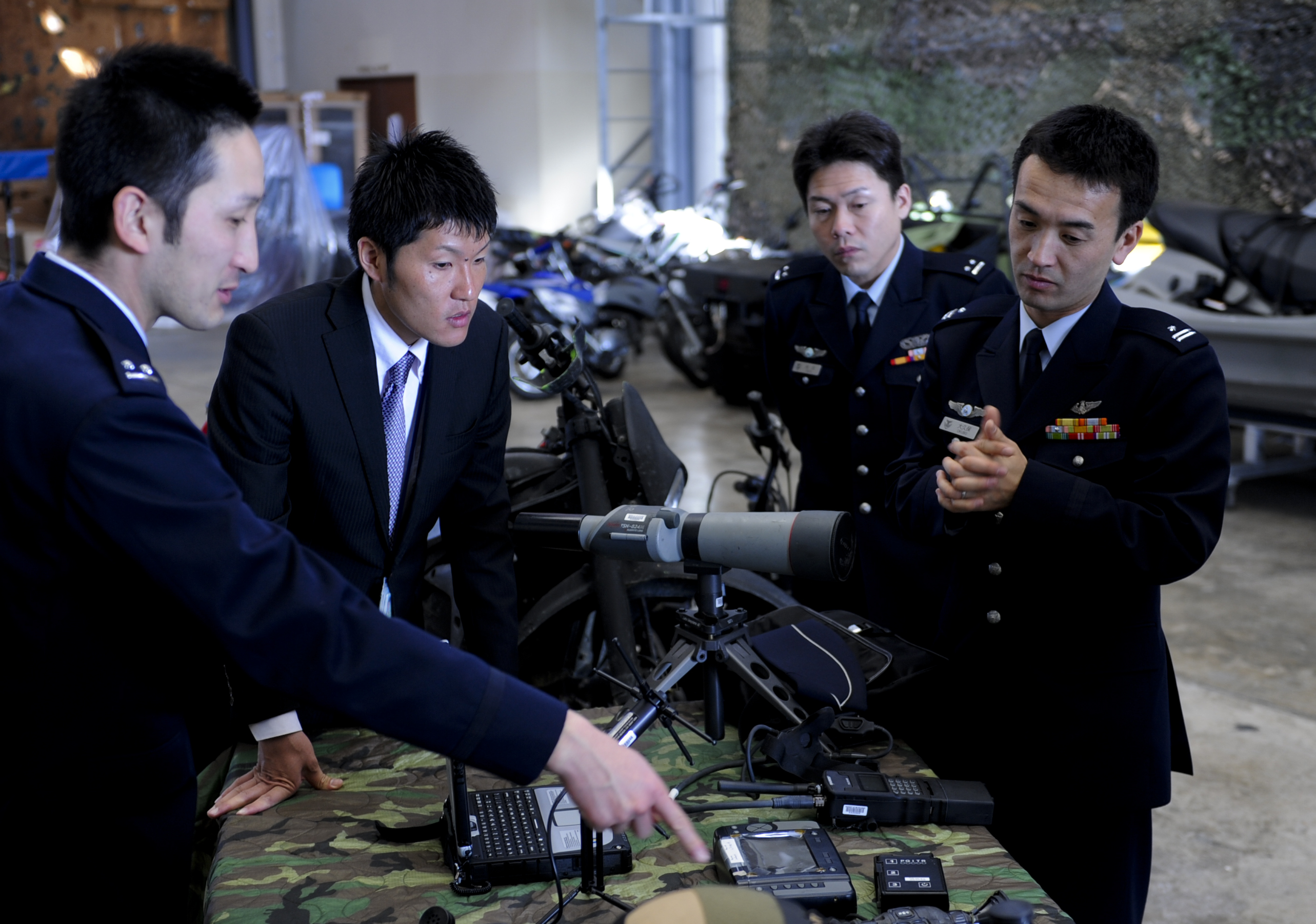 JASDF visits 353rd SOG > Kadena Air Base > Article Display