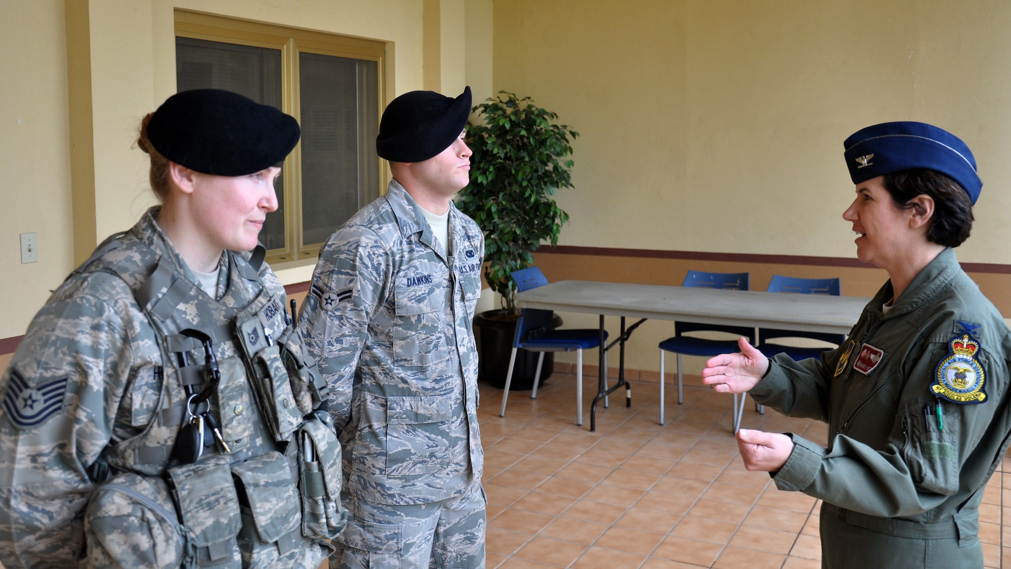Operations Group commander, chief visit deployed Airmen > Royal Air ...