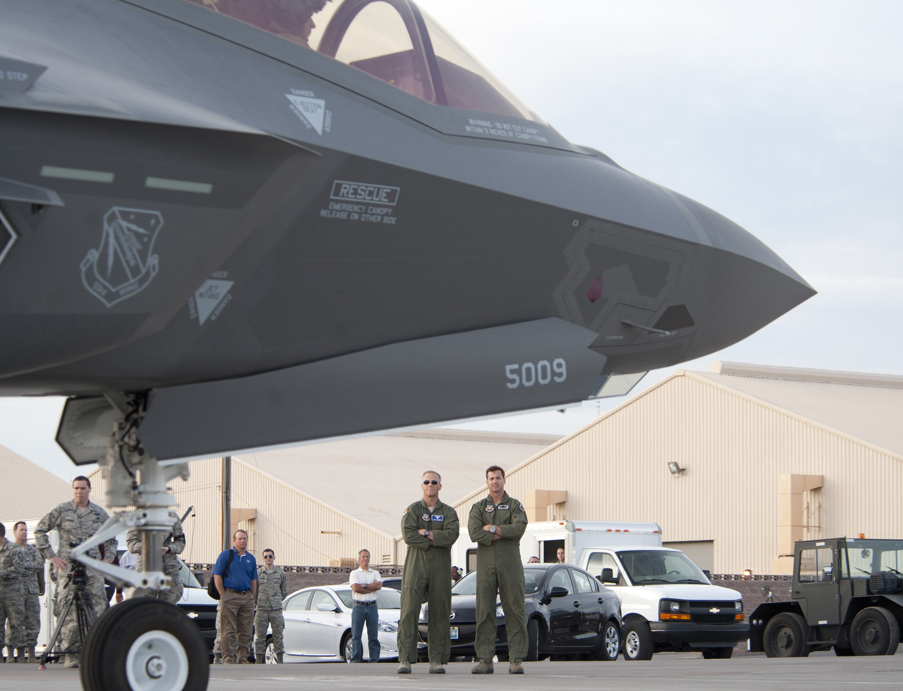 They're here: F-35 Lightning IIs arrive at Nellis > Nellis Air Force ...
